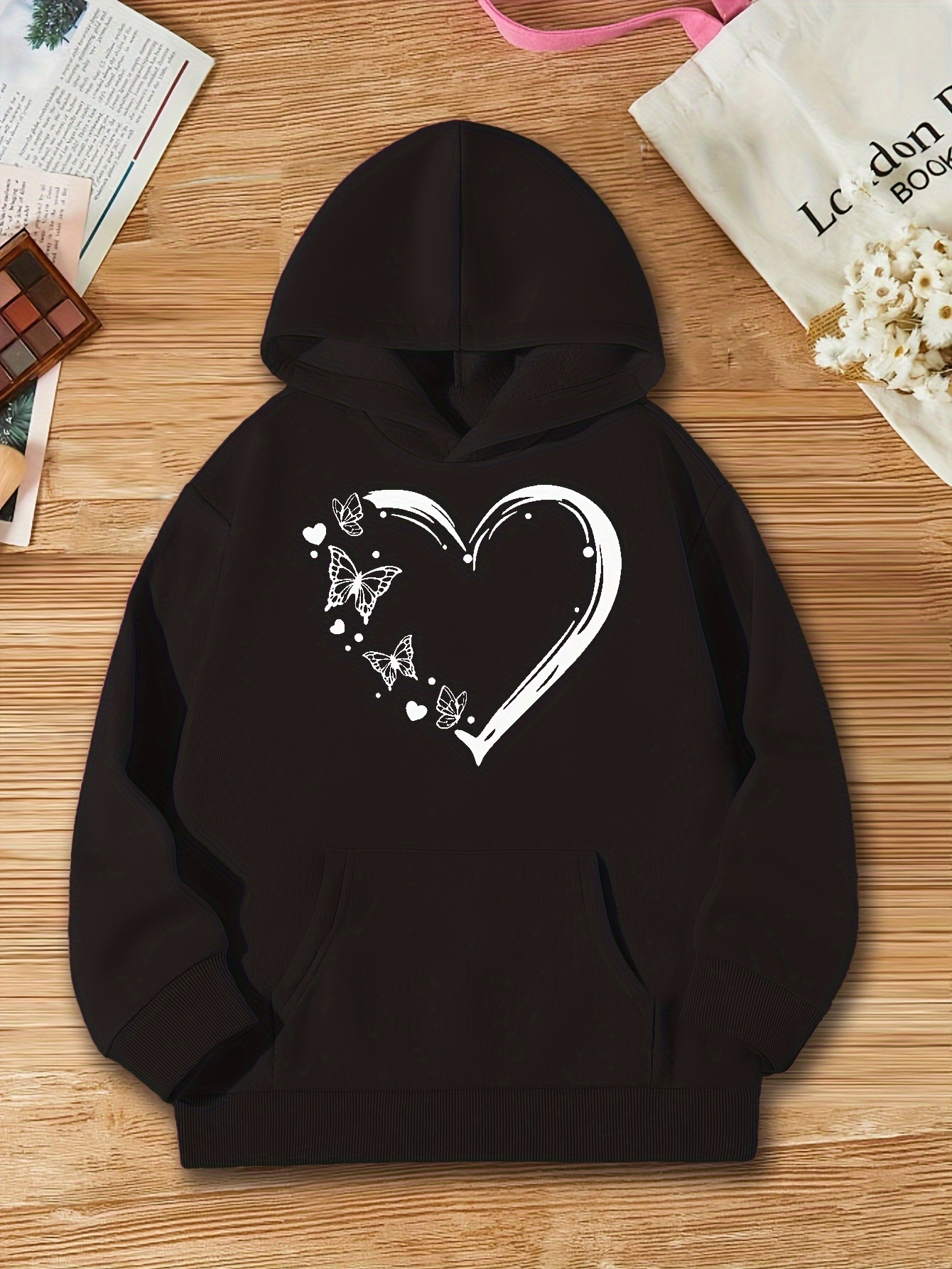 Heart And Butterflies Print Girls Hoodie Casual Pullover Hooded Long Sleeve Sweatshirt For Kids Clothing