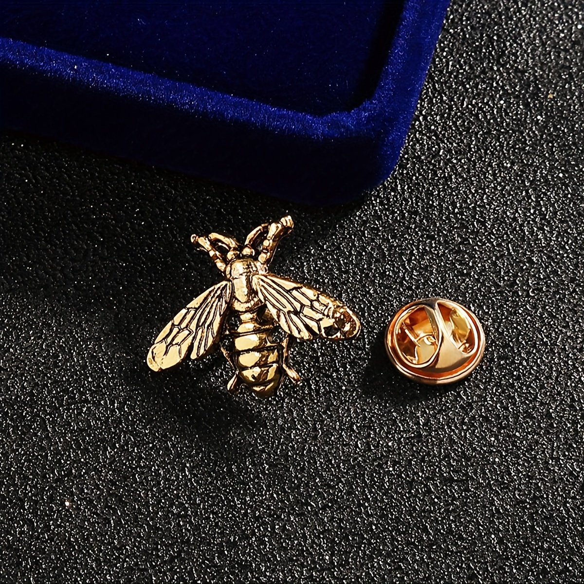 1 Stk/2 Stk Creative Little Bee Alloy Broche - Temu Denmark