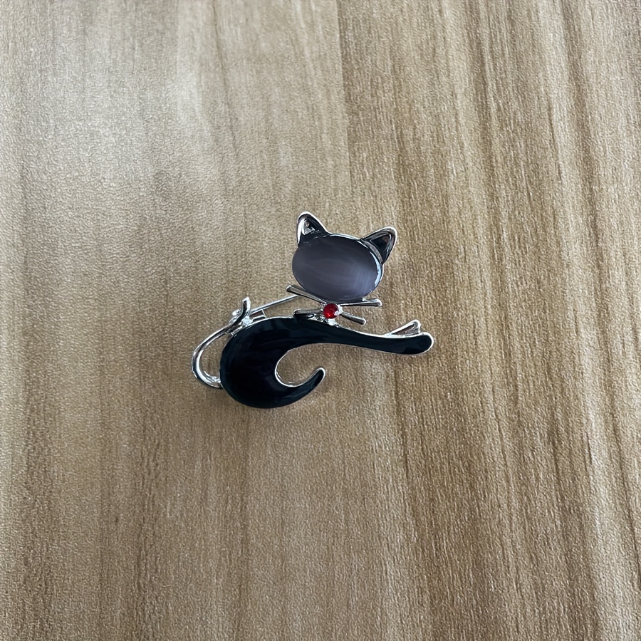 Cute Black White Cat Shape Alloy Brooch Animal Theme Clothings ...