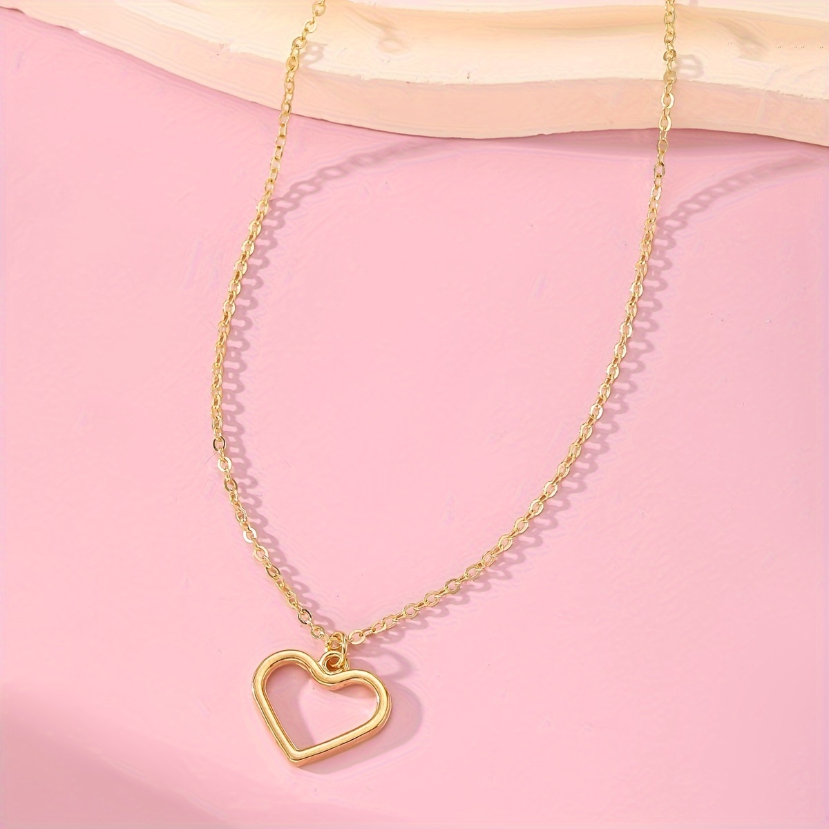 Minimalist Heart Pendant Clavicle Chain Hollow Love Pendant - Temu ...
