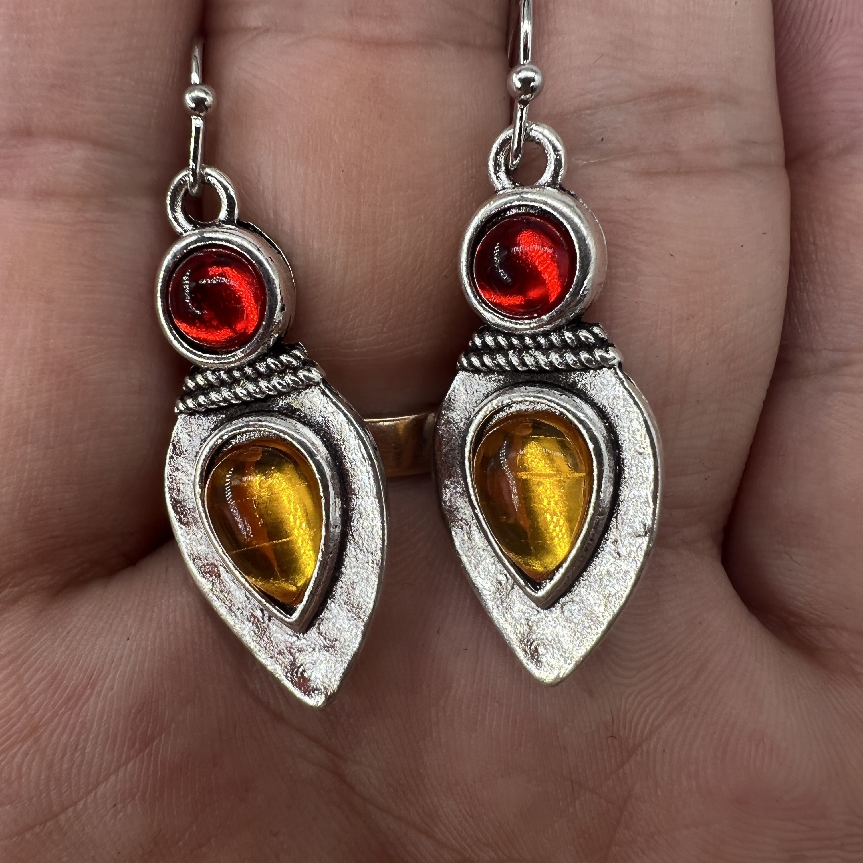 Vintage Green Red Synthetic Gems Inlaid Dangle Earrings - Temu United ...