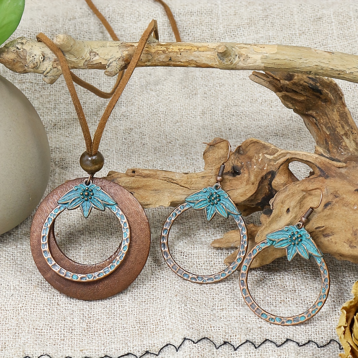 Retro Style Ladies Jewelry Set Bronze Color Round Hollow - Temu Portugal