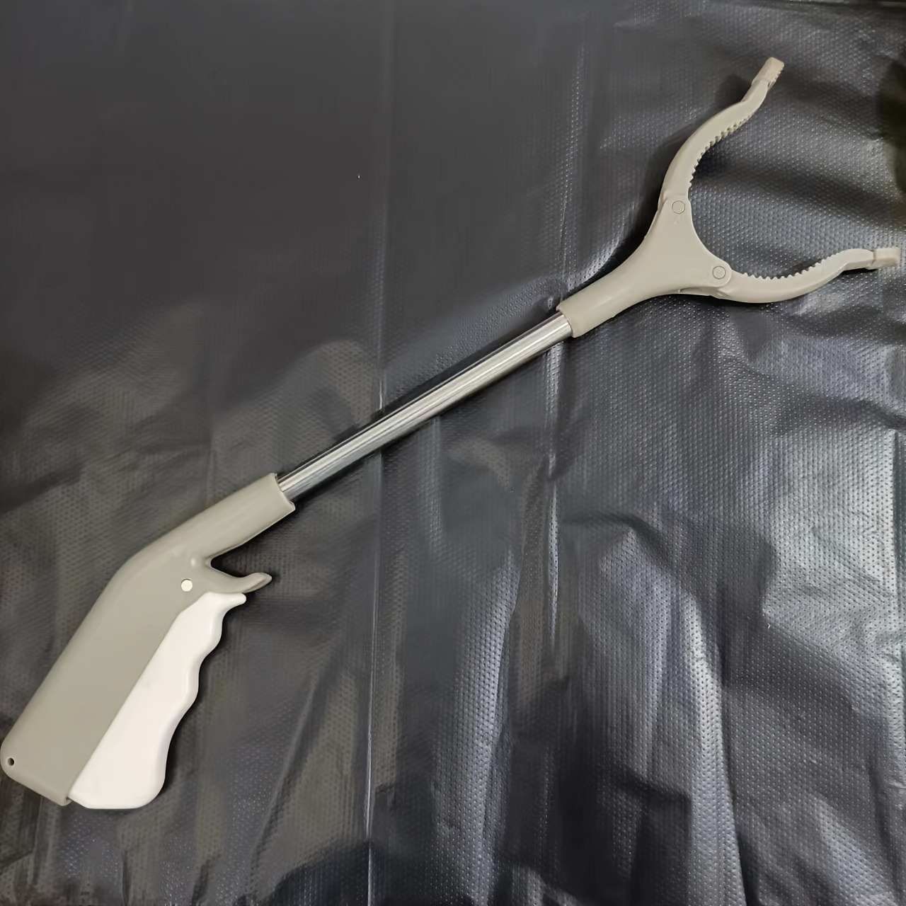 s For Adults Grabber Reacher Tool - 2 Pack - Newest Version Long 32 ...