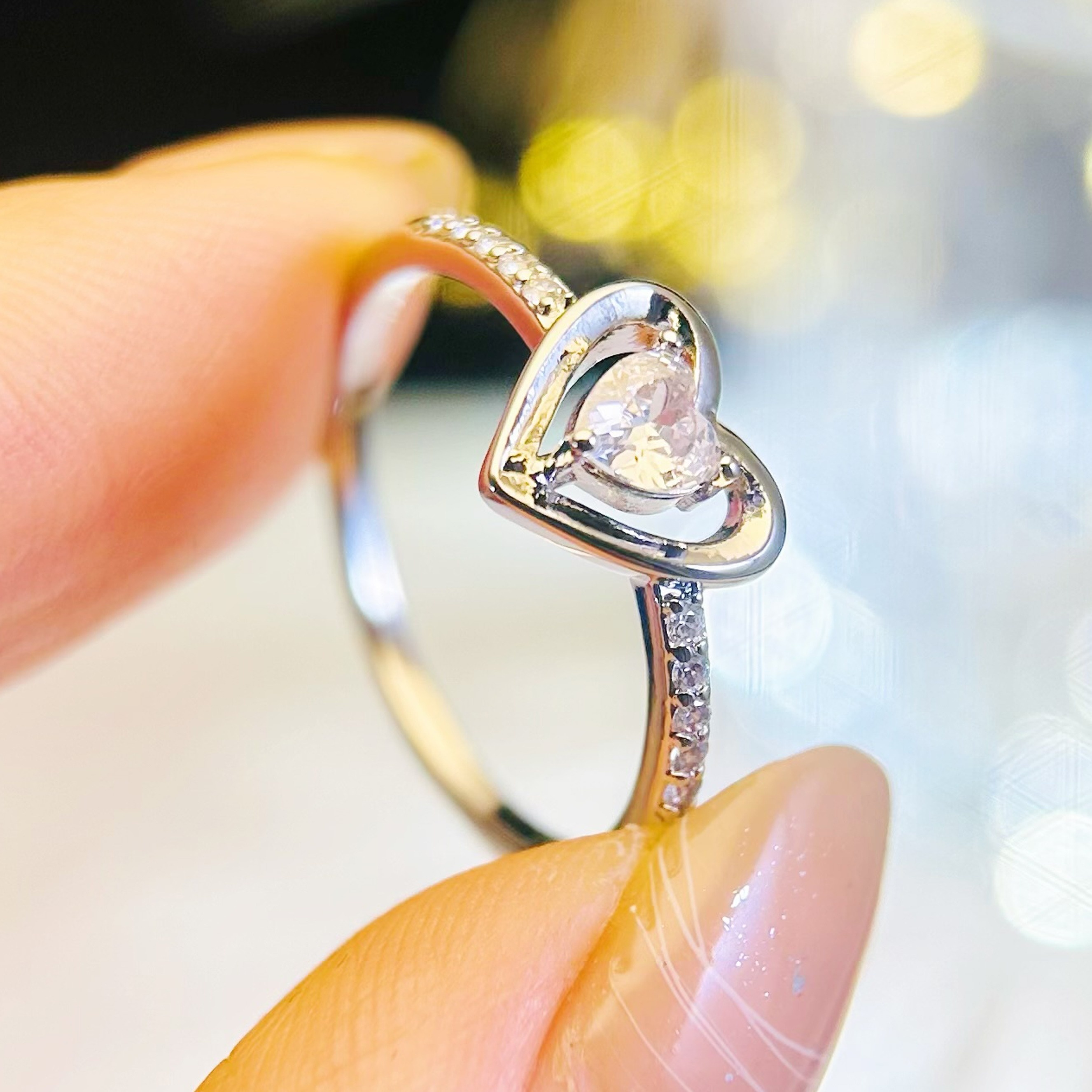 Women's Exquisite Sweet Romantic Heart Zircon Ring - Temu United Kingdom