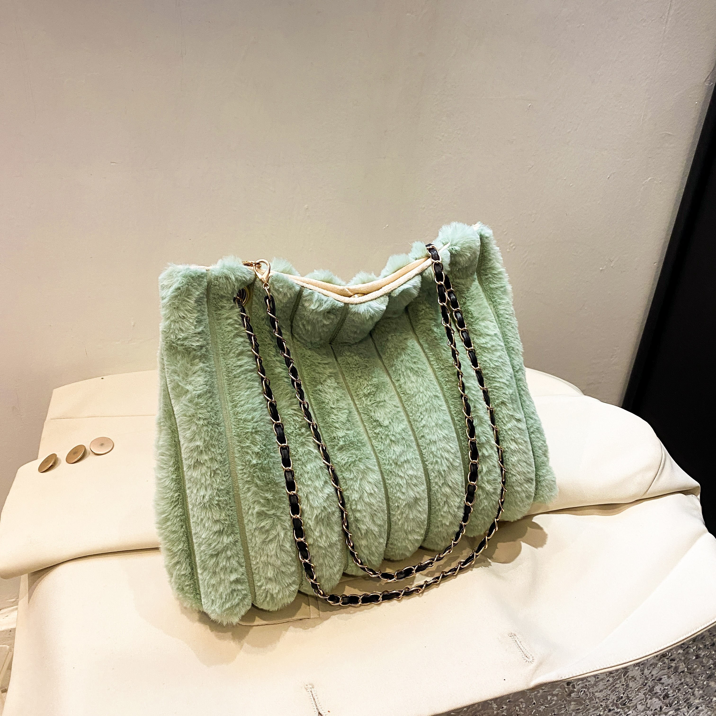 Fashion Fluffy Tote Bag Trendy Plush Shoulder Bag Women's - Temu United ...