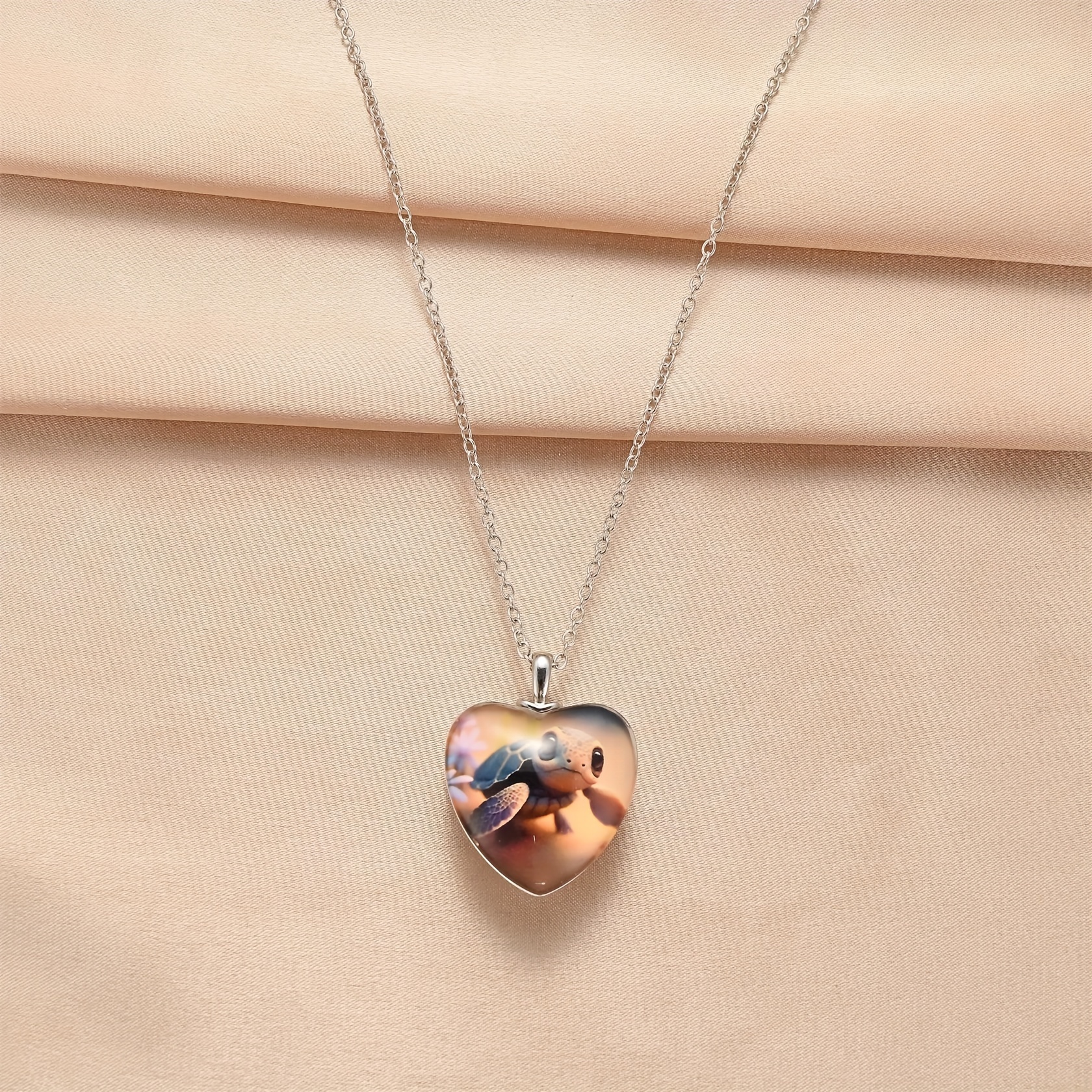 Fashionable And Exquisite Heart Shaped Turtle Crystal - Temu Norway