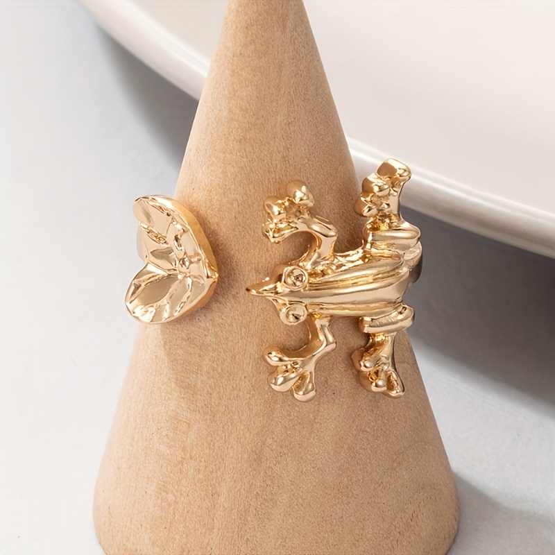 Stylish Cuff Ring Golden Frog Leaf Design Suitable Men Women - Temu Canada