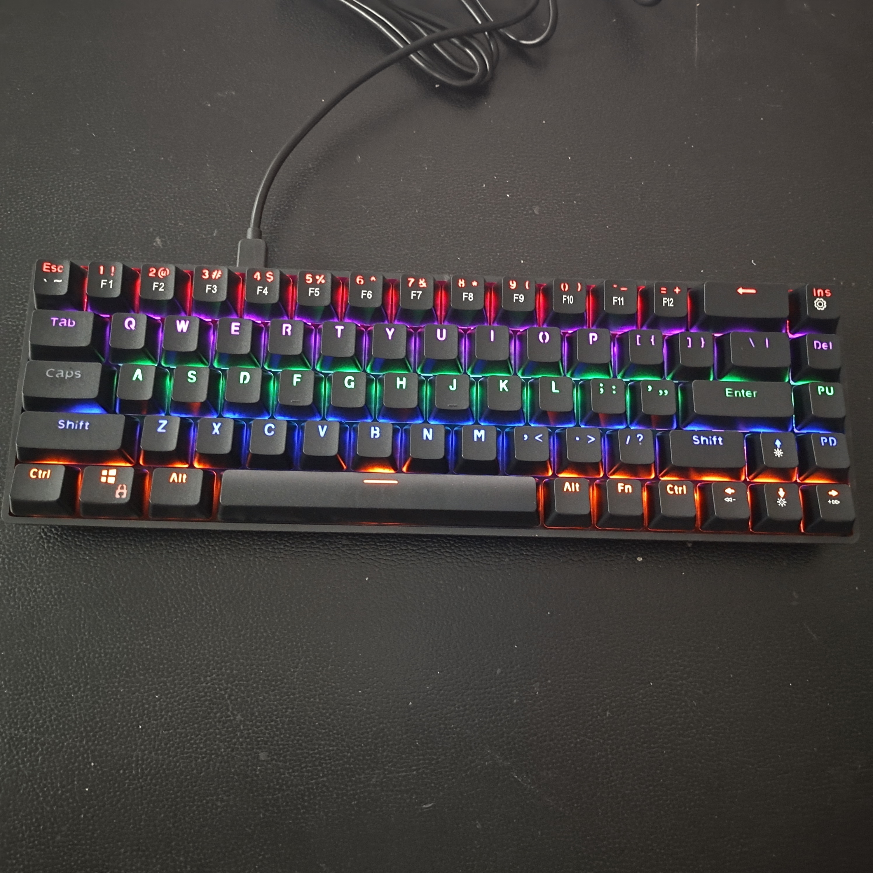 68 Keys 60 Wired Color Light Green Axis Switch Gaming Competitive ...