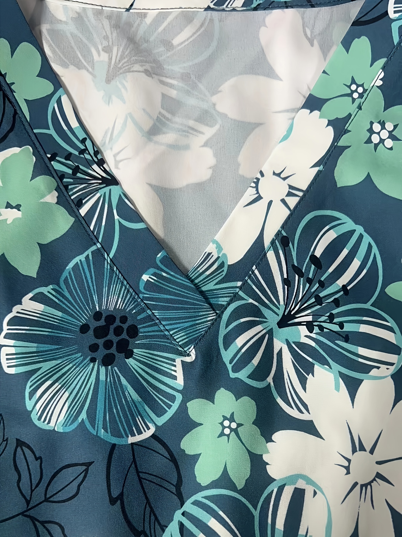 Floral Print Scrubs Top V Neck Functional Patched Pockets - Temu Ireland