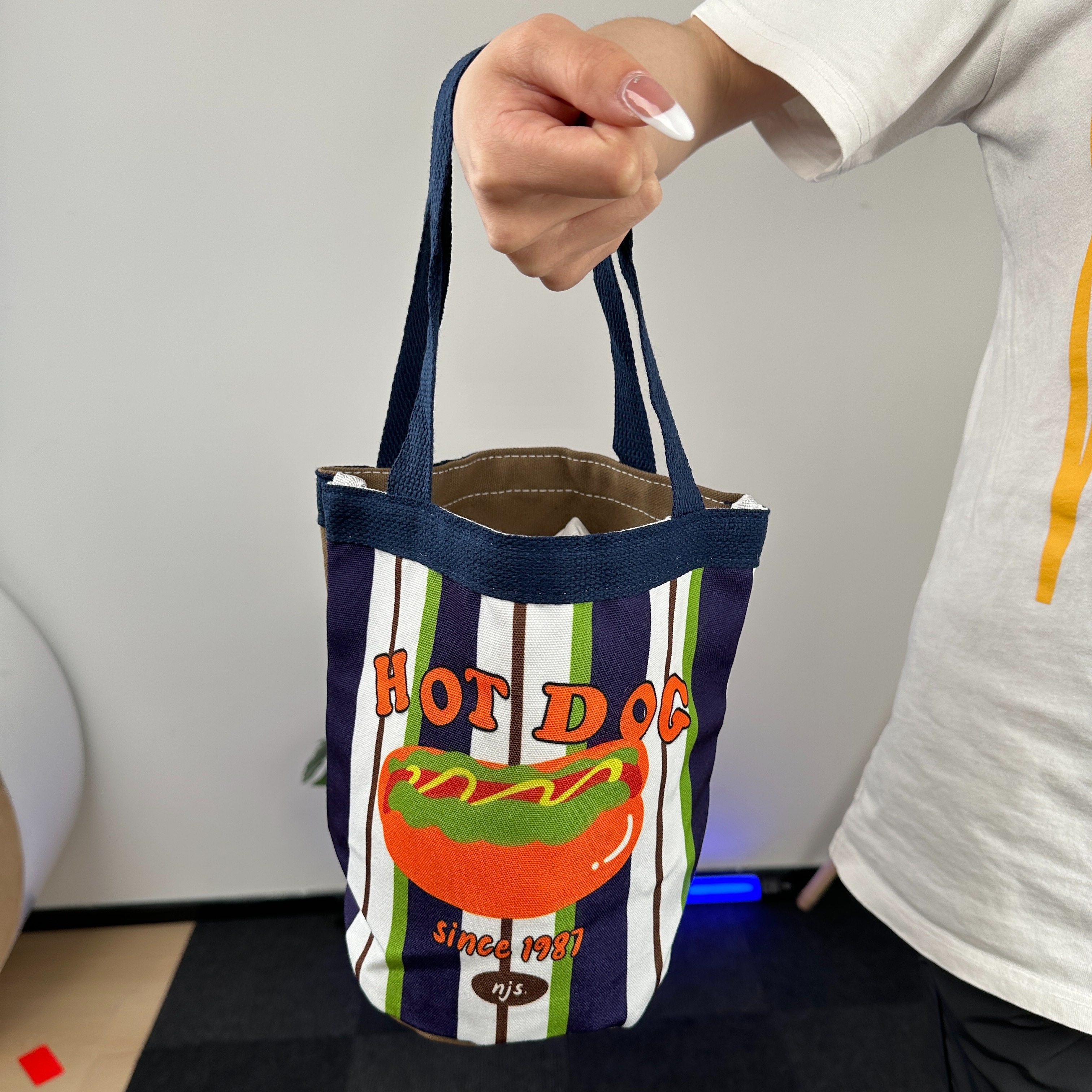 American Retro Handheld Bento Bag Hot Dog Pattern Bucket Bag - Temu ...