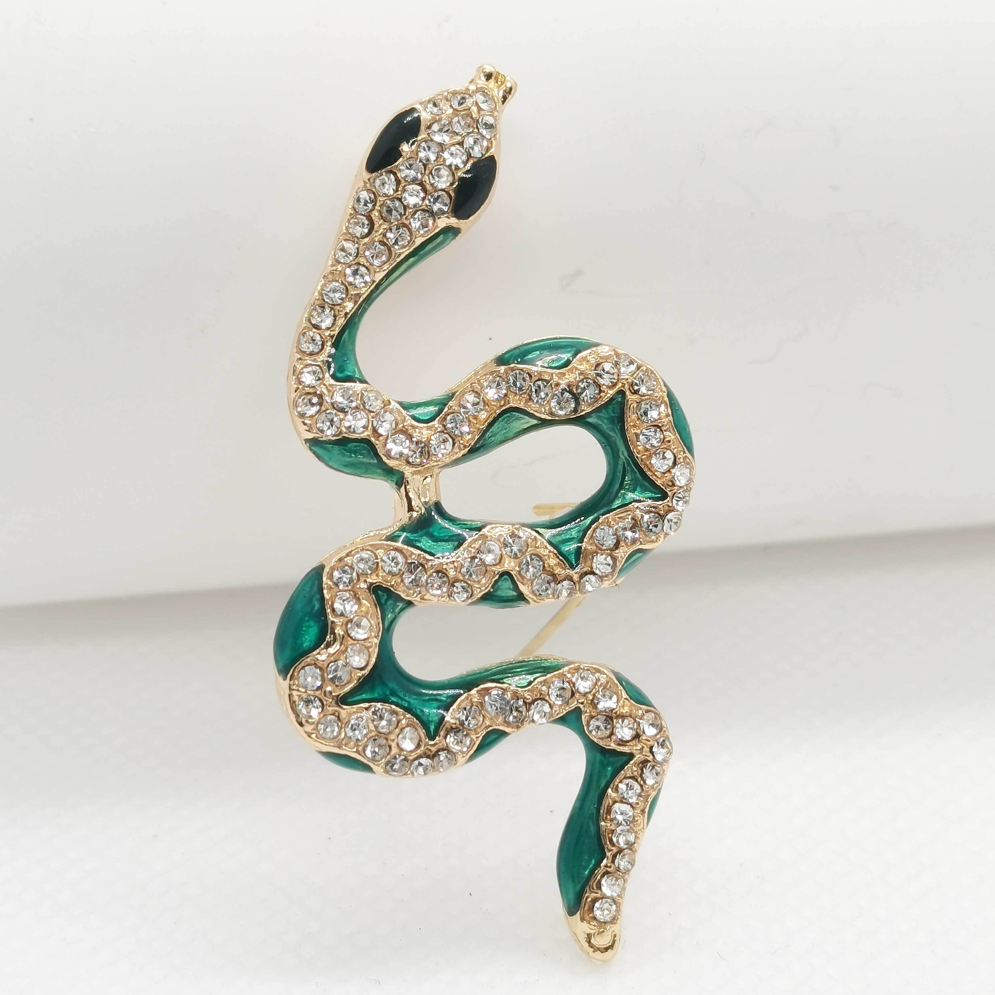 Men's Fashion Enamel Green Rhinestone Snake Shape Brooch - Temu Portugal