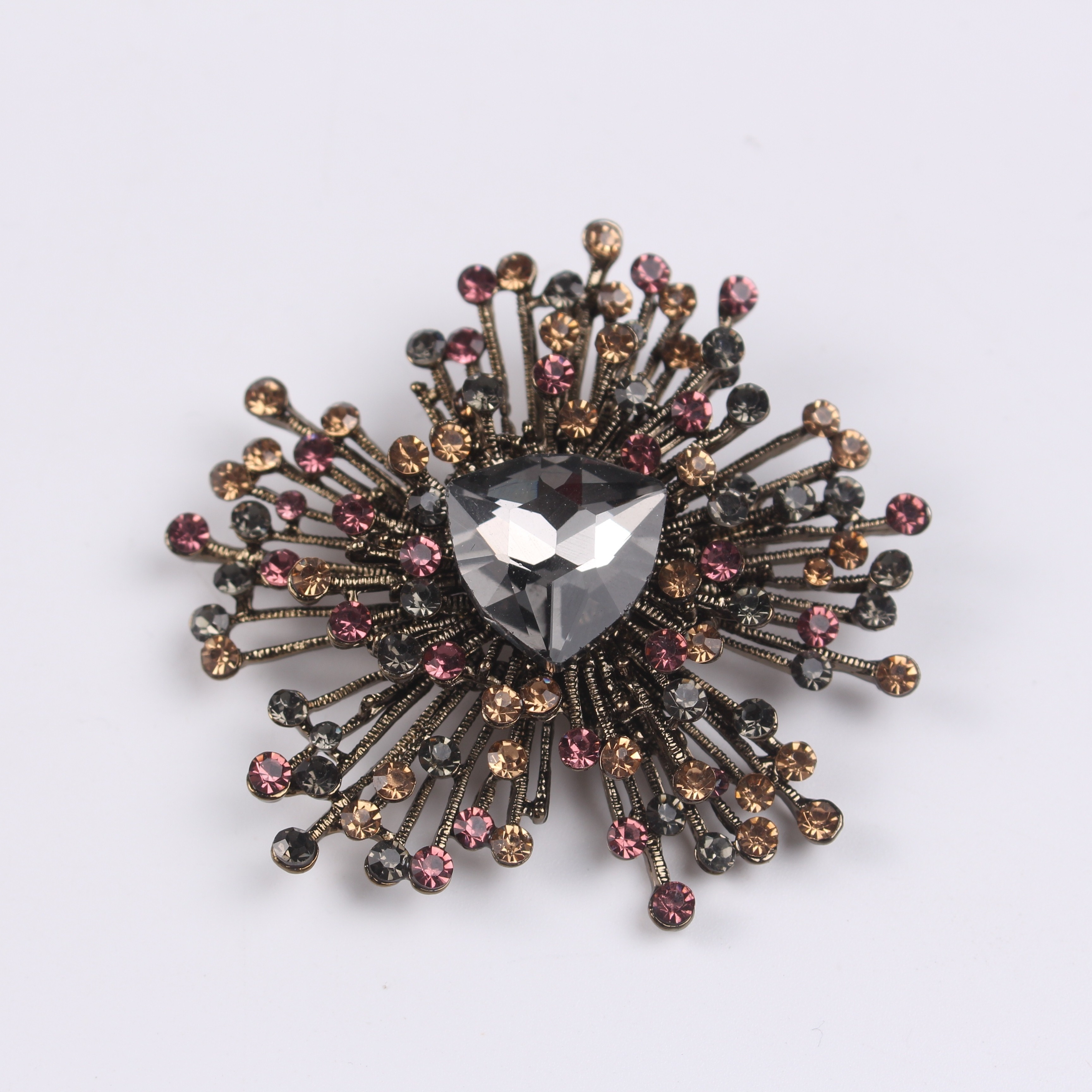 Retro Exaggerated Baroque Faux Crystal Brooch Fashionable - Temu United ...