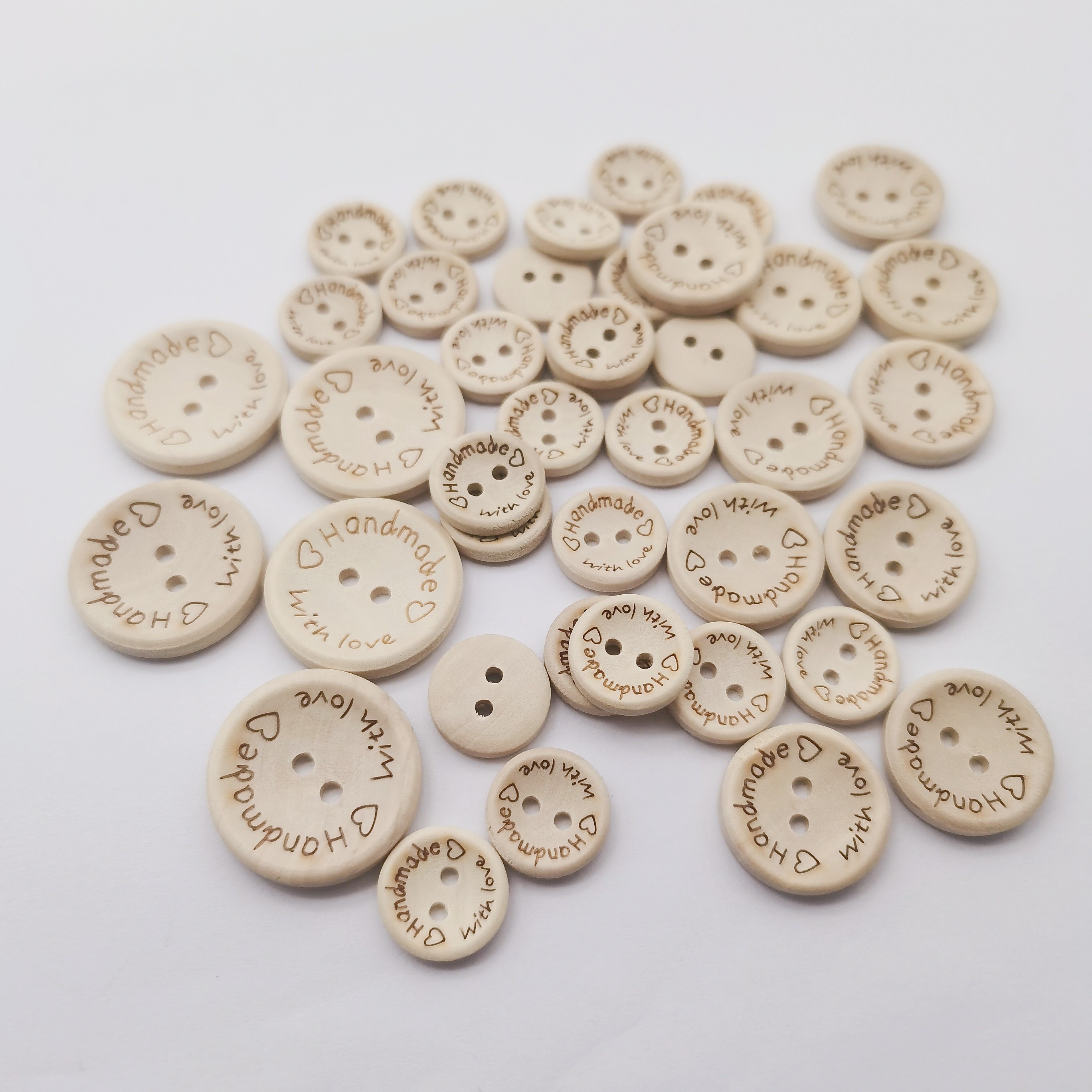 40 個 15 〜 25 ミリメートル混合サイズ木製手作り愛ボタン縫製 2 穴ラウンドレーザー Diy Buttons 工芸品 Temu