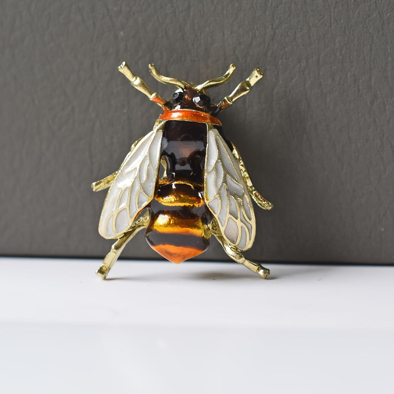 Retro Insect Animal Shaped Brooch Compact Clothing Lapel Pin - Temu ...