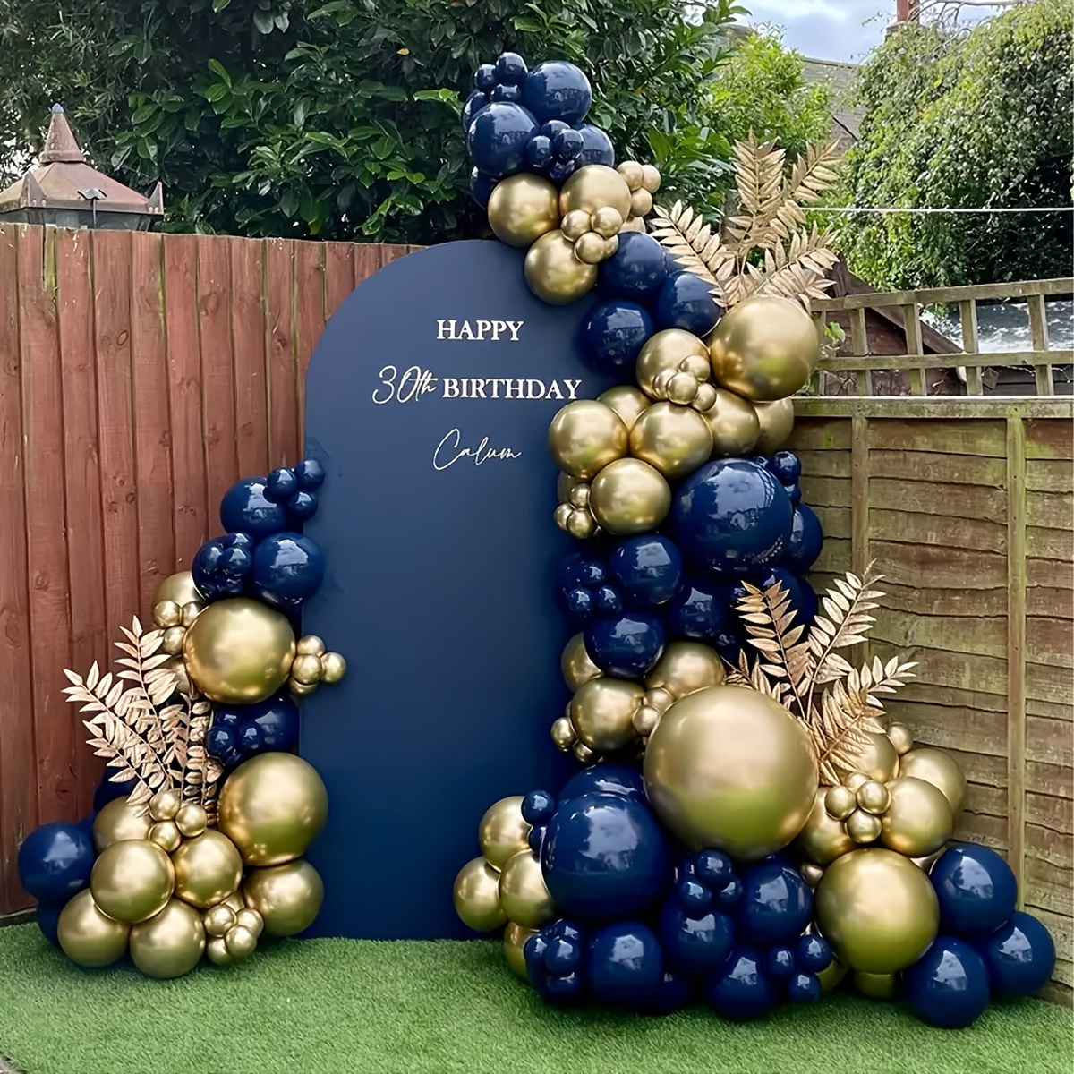 Royal blue accessories for home store