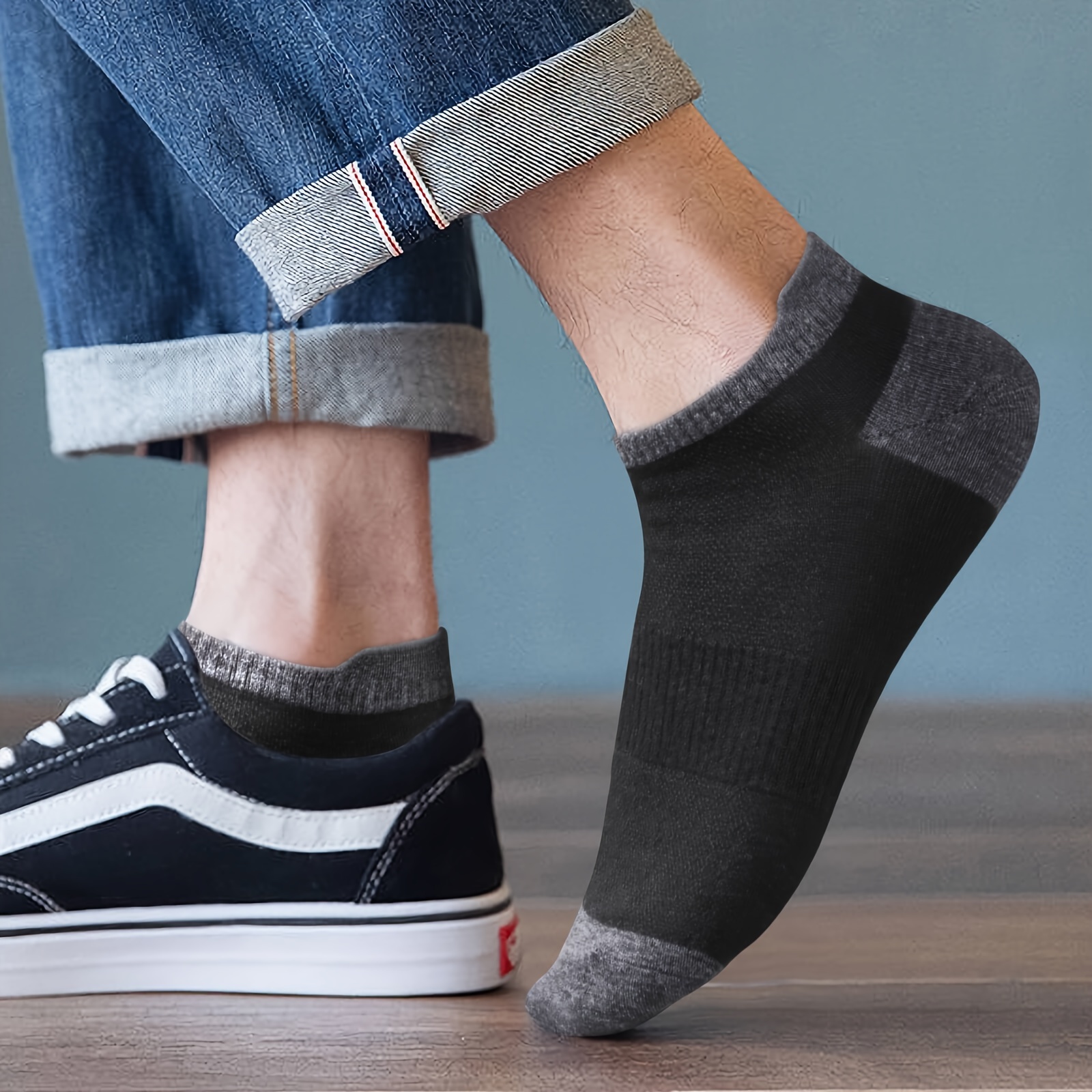 10 Pairs Mens Ankle Socks Daily Low Cut Sneaker Trainer Socks for Men and Women Invisible No Show Short Socks Black White