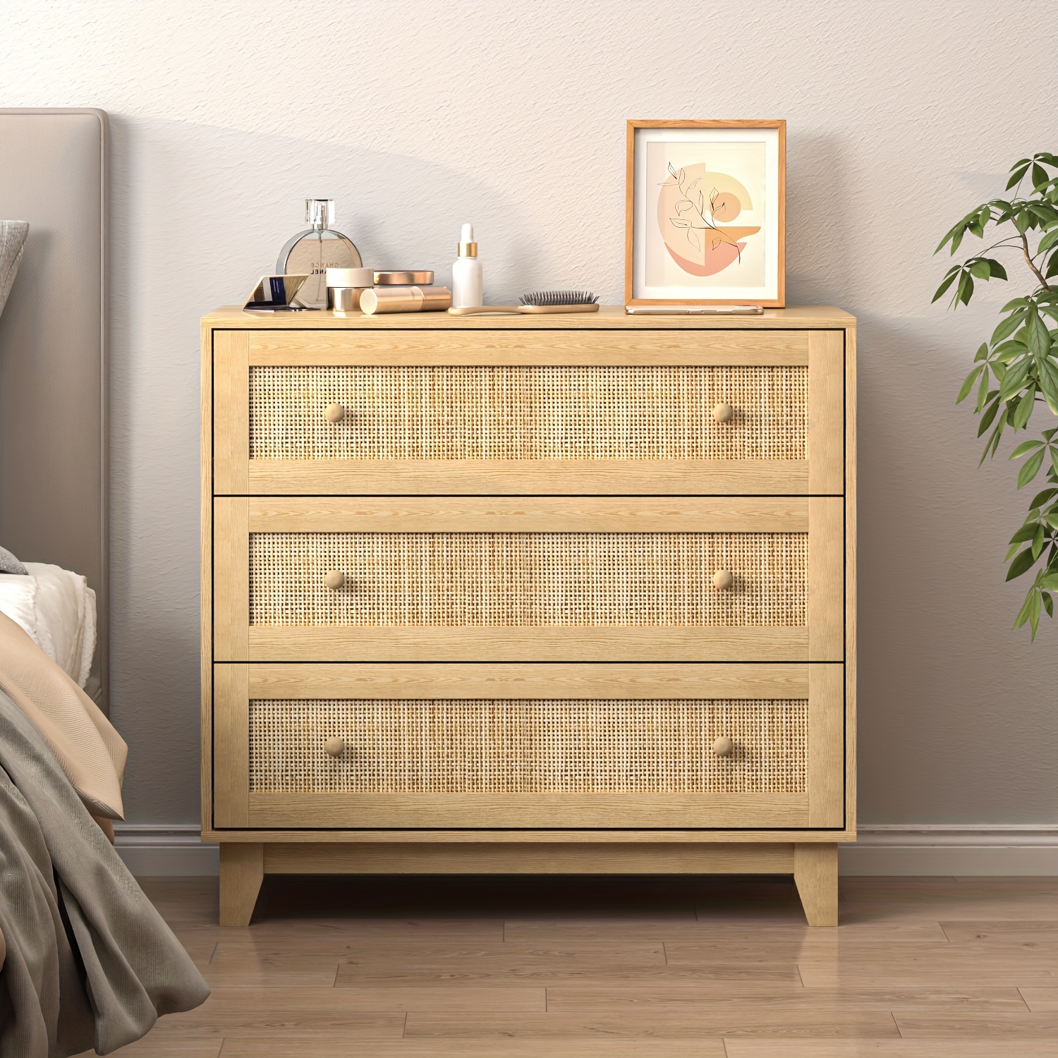 Small chest of drawers for hallway store