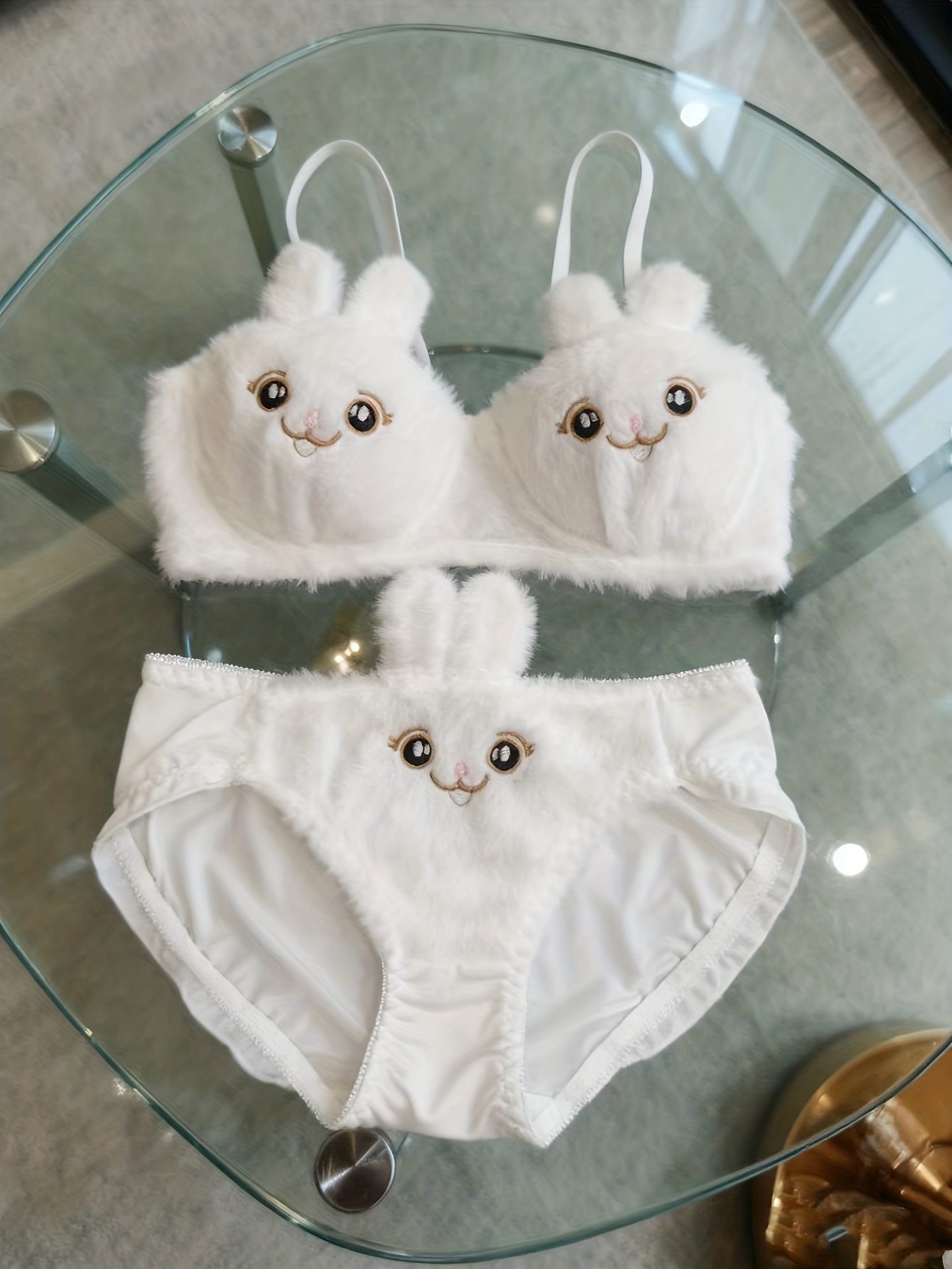 fluffy bra - Pakistan