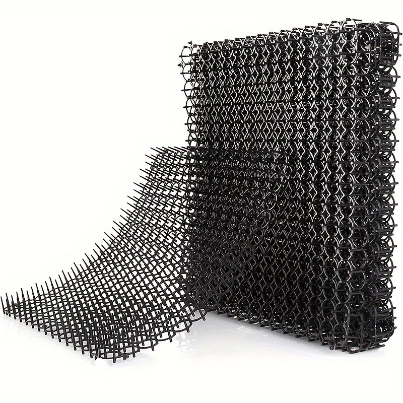 mat with spikes - Ghana
