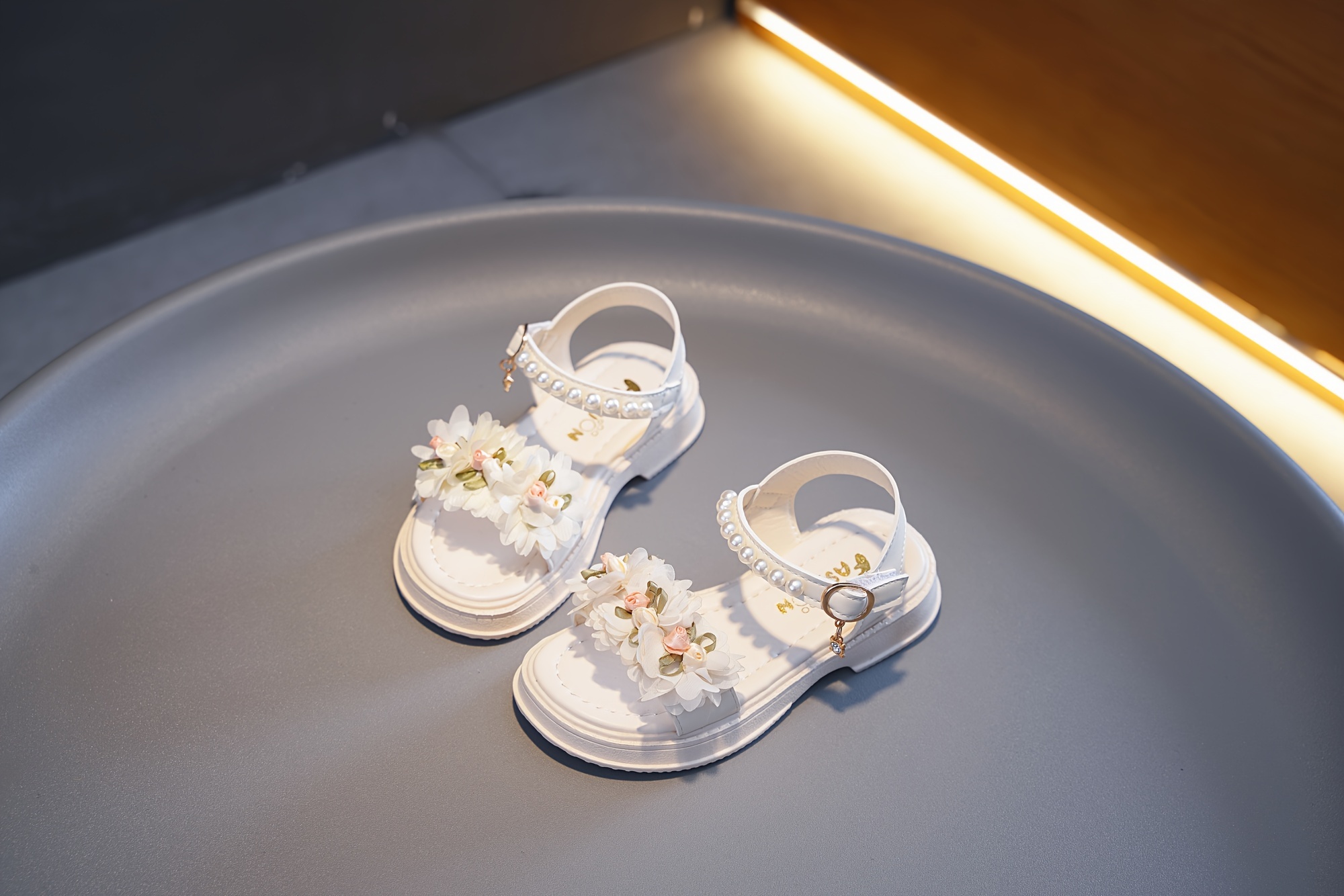 Trendy Cute Flower Pearl Decor Open Toe Sandals Girls - Temu Denmark