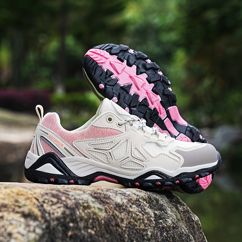 hiking shoes sold on Temu Canada