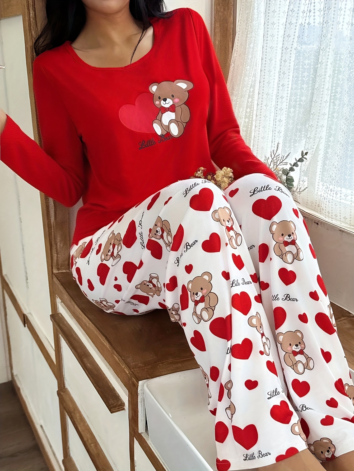 red plastic hearts sold on Temu United States