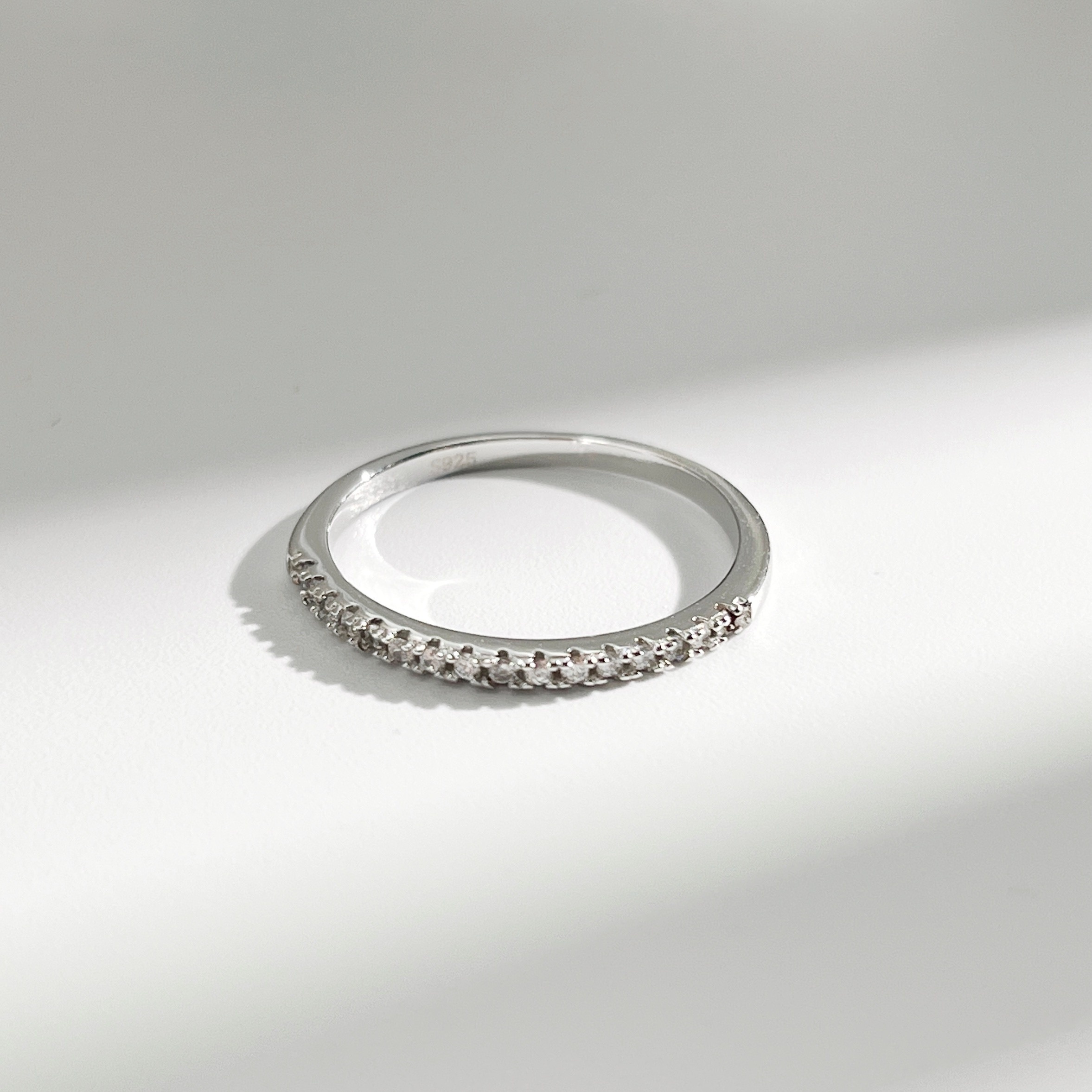 Elegant 925 Sterling Silver Ring 0.1 Carat Moissanite Decor - Temu Ireland