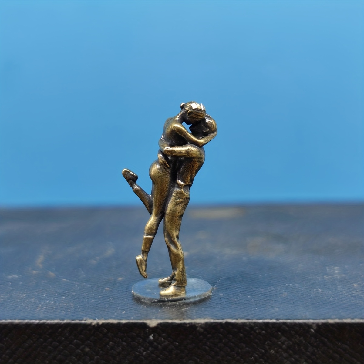 building figures sold on Temu United States