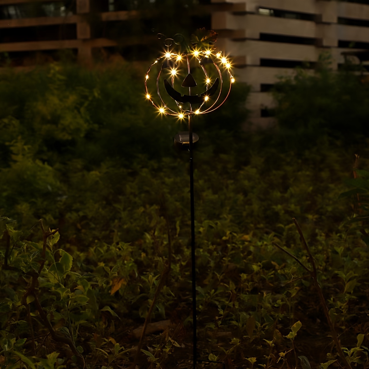1pc Metal Pumpkin Solar Stake Light, Festive Outdoor Halloween ...