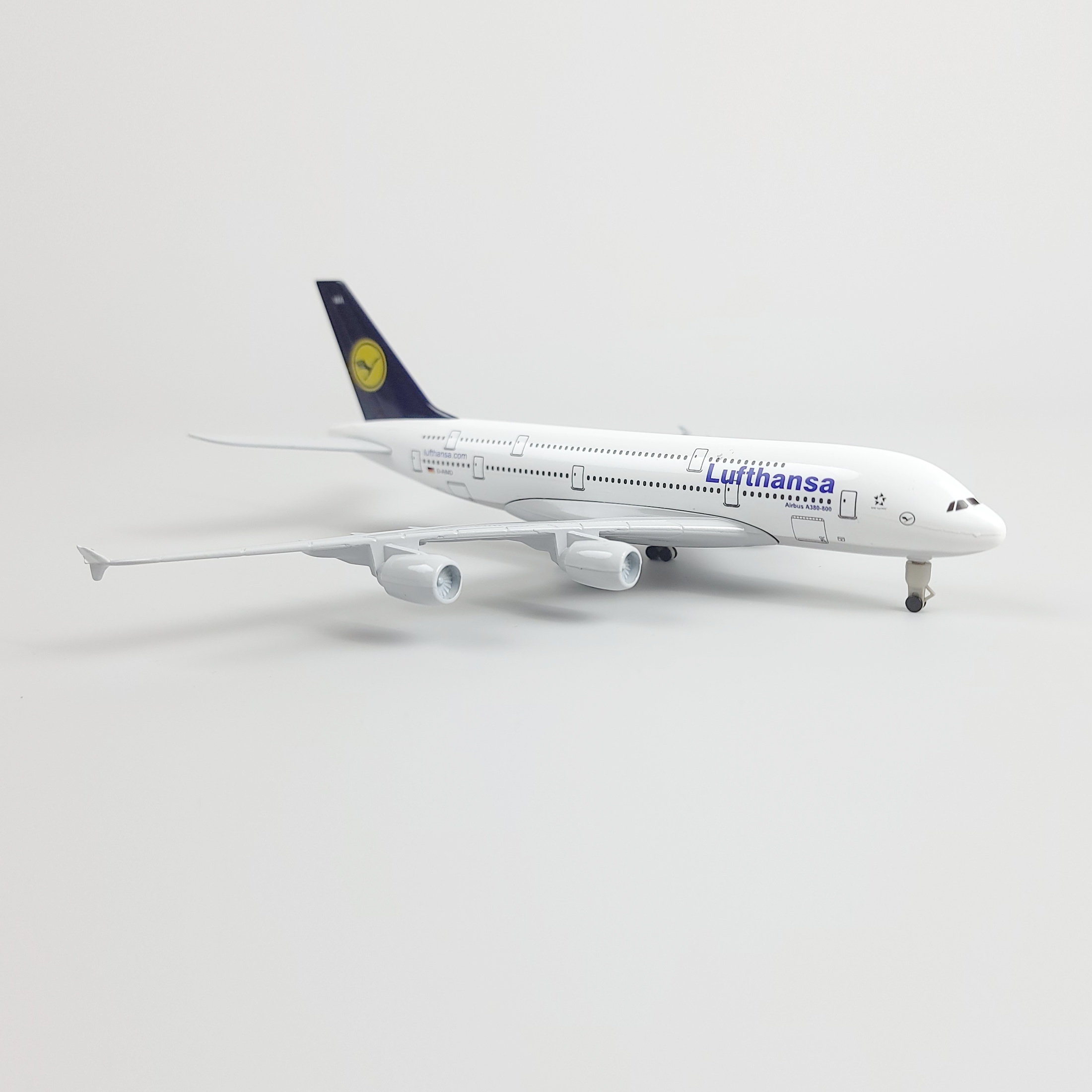 Airbus 380 800 1:300 Scale Lufthansa Airplane Models Alloy - Temu