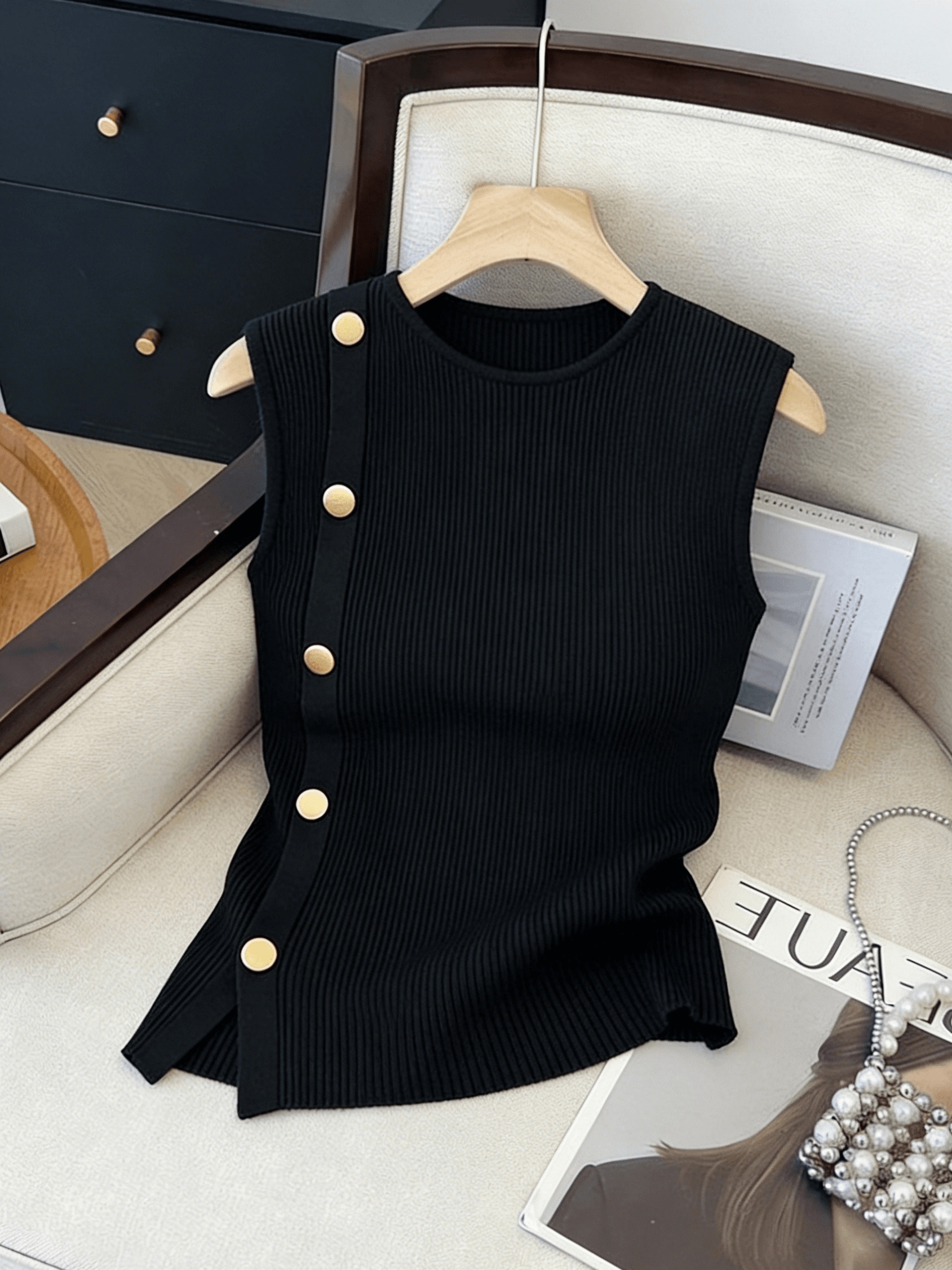 women vests sold on Temu United States