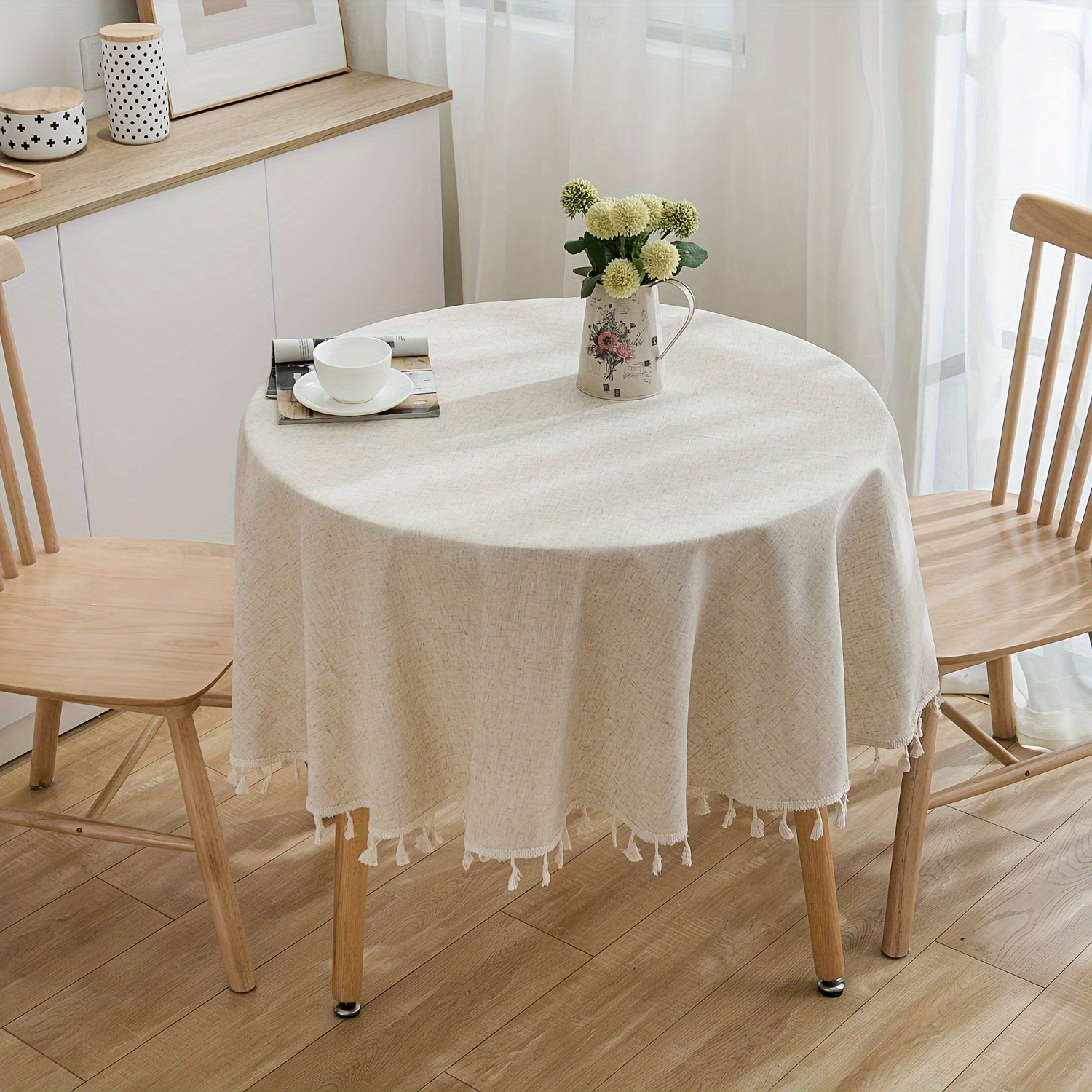 round tablecloths - United Kingdom
