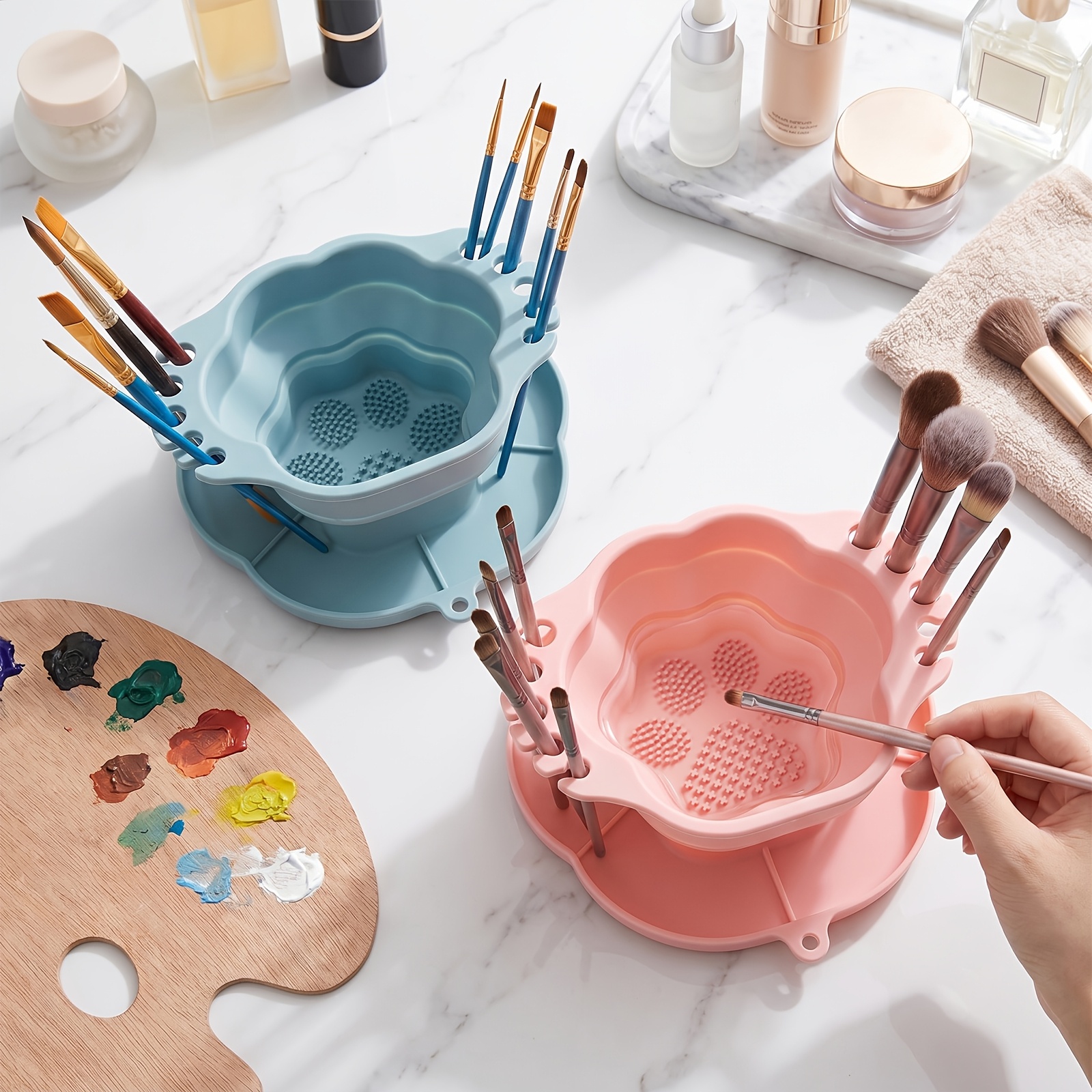 cat paw makeup brushes sold on Temu United States