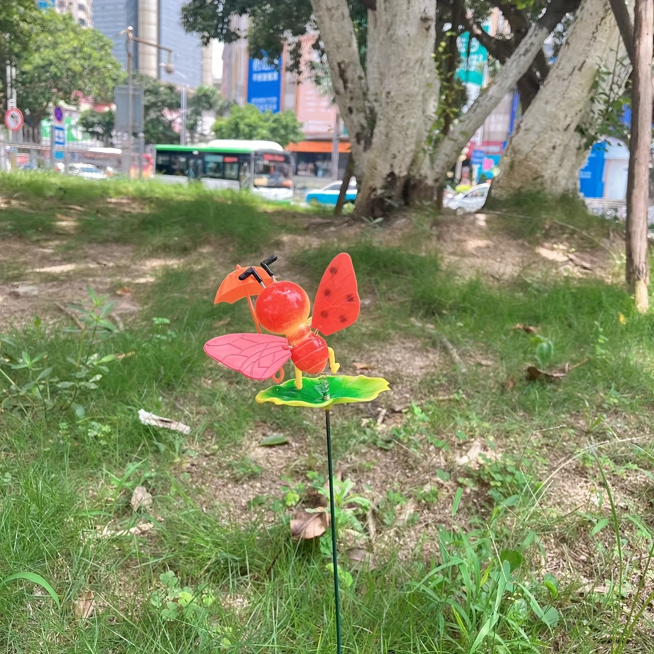 Garden Decorative Figurine – Plastic Ladybug Umbrella Leaf - Temu
