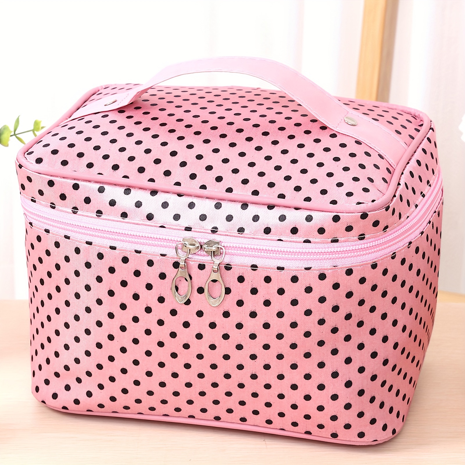 makeup bag sold on Temu United States