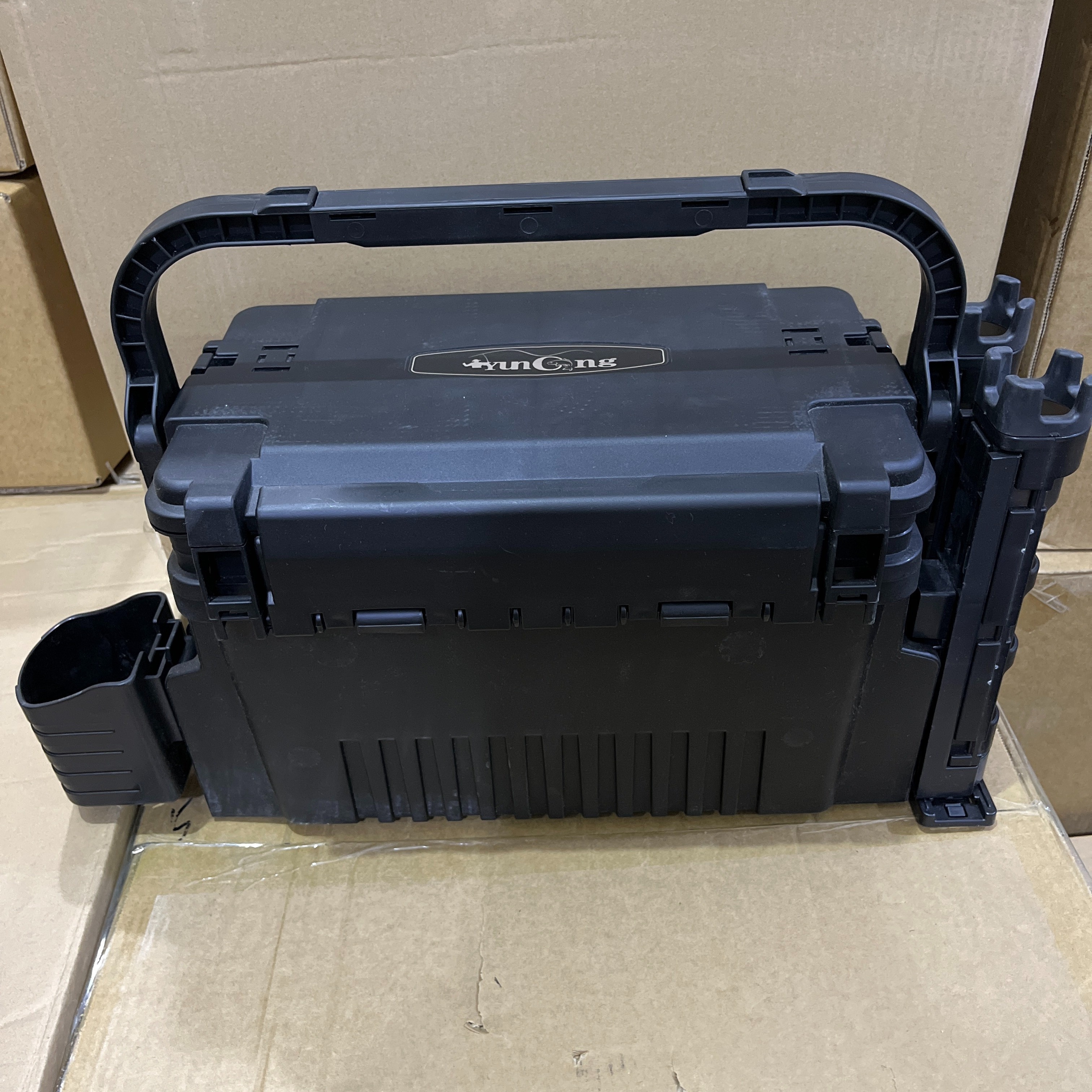 Portable tackle box store