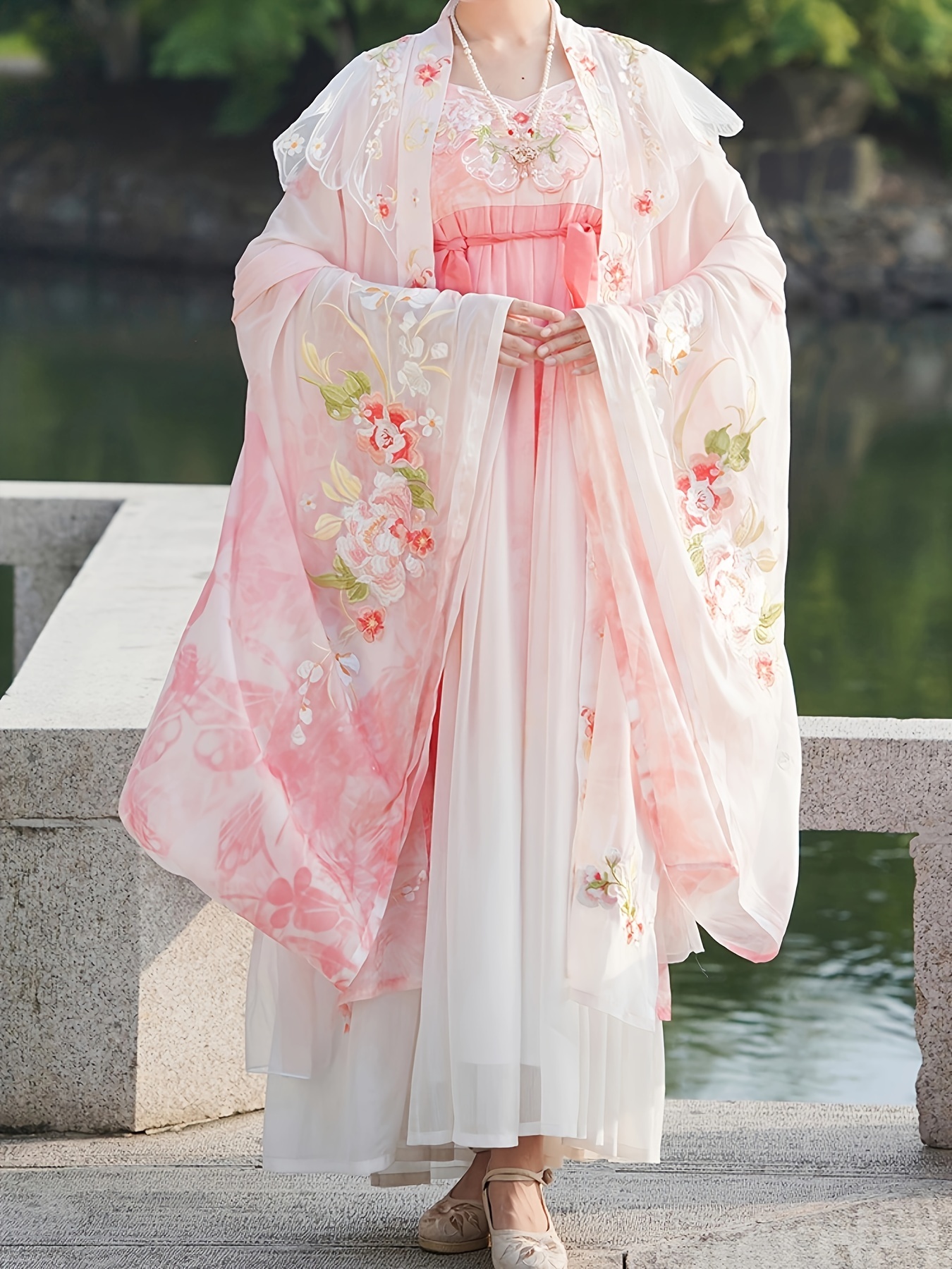 hanfu sold on Temu United States