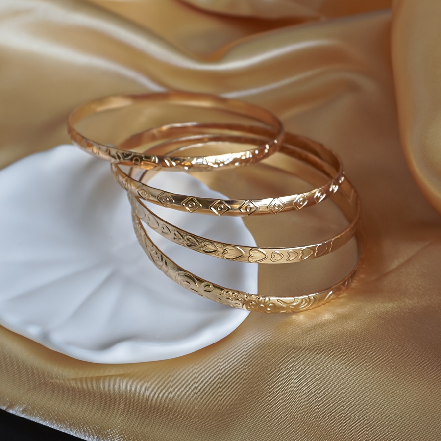 bangles bracelets sold on Temu United States