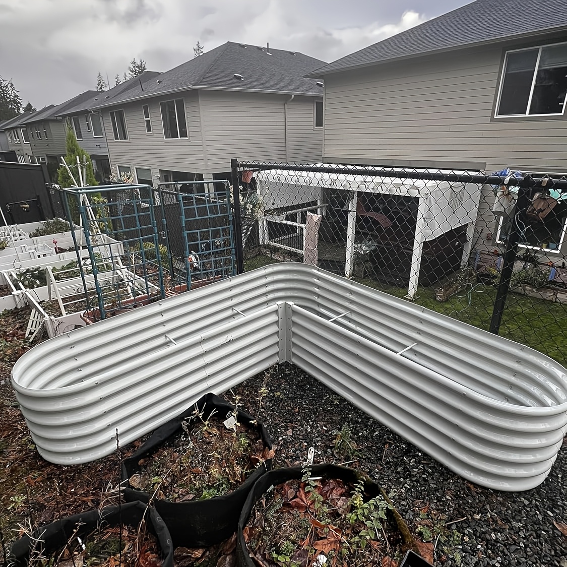 large garden planters sold on Temu United States