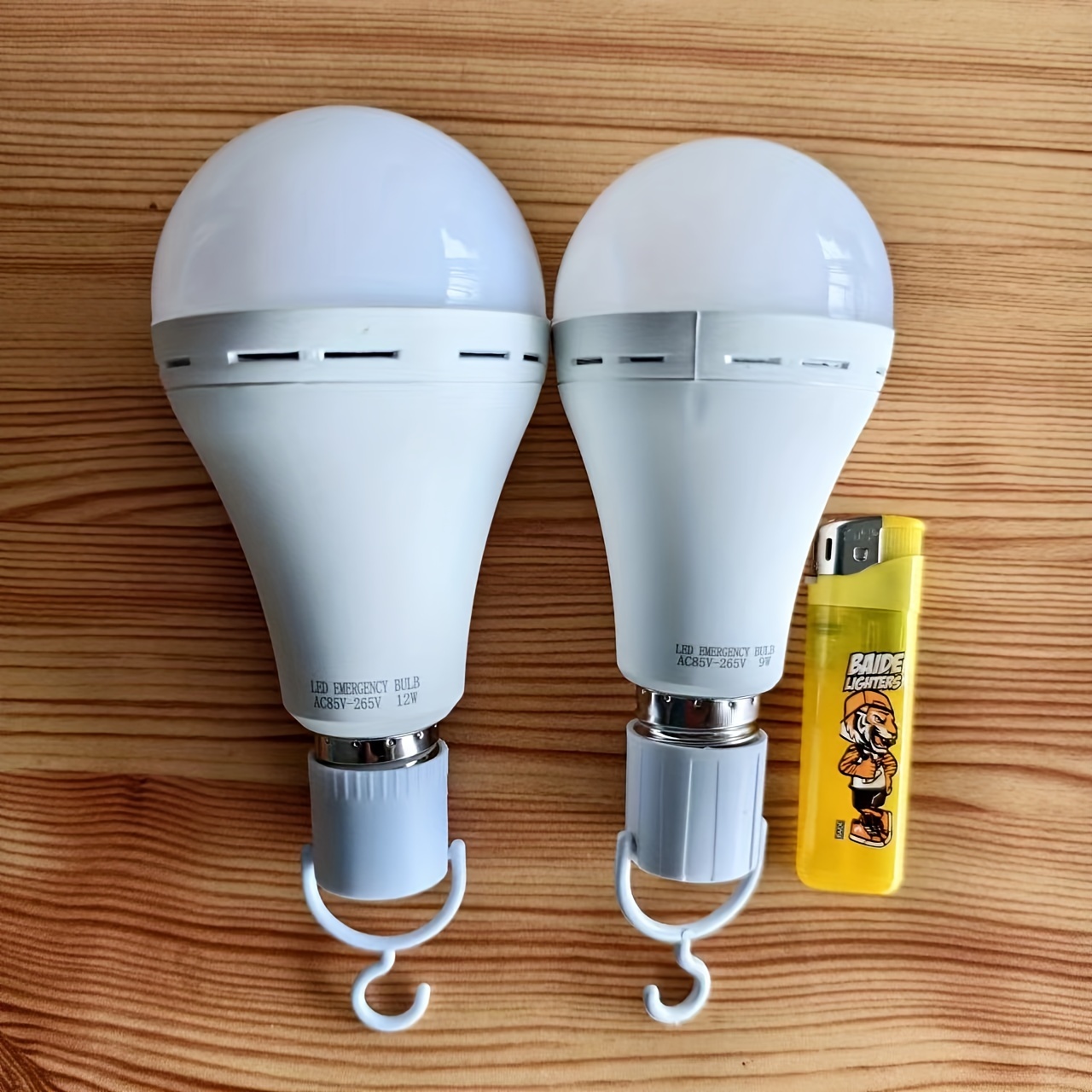 E27 LED Top Bulb I k arj Edilebilir 1200mAh Lityum Pil Guc Aktivasyonu Omurlu Yuksek Parlakl k Ev Kullan m cin Ba lant Plastik