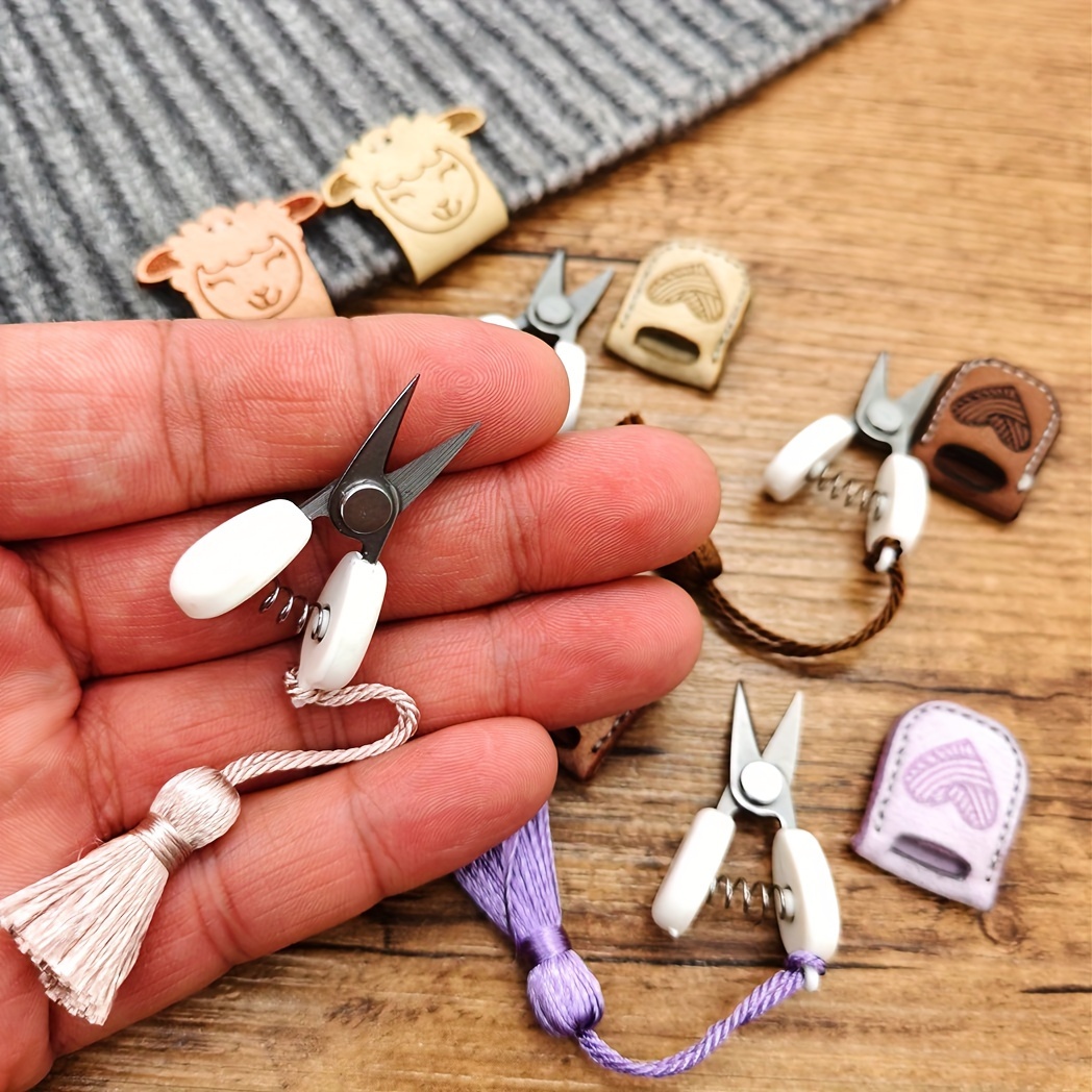 Crochet scissors store