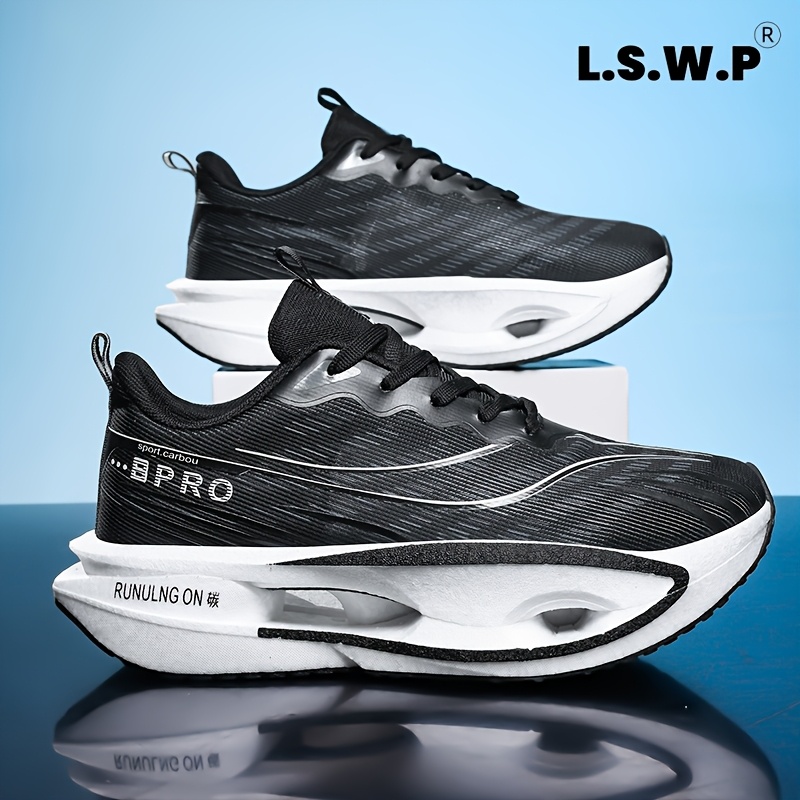 men running shoes sold on Temu Canada