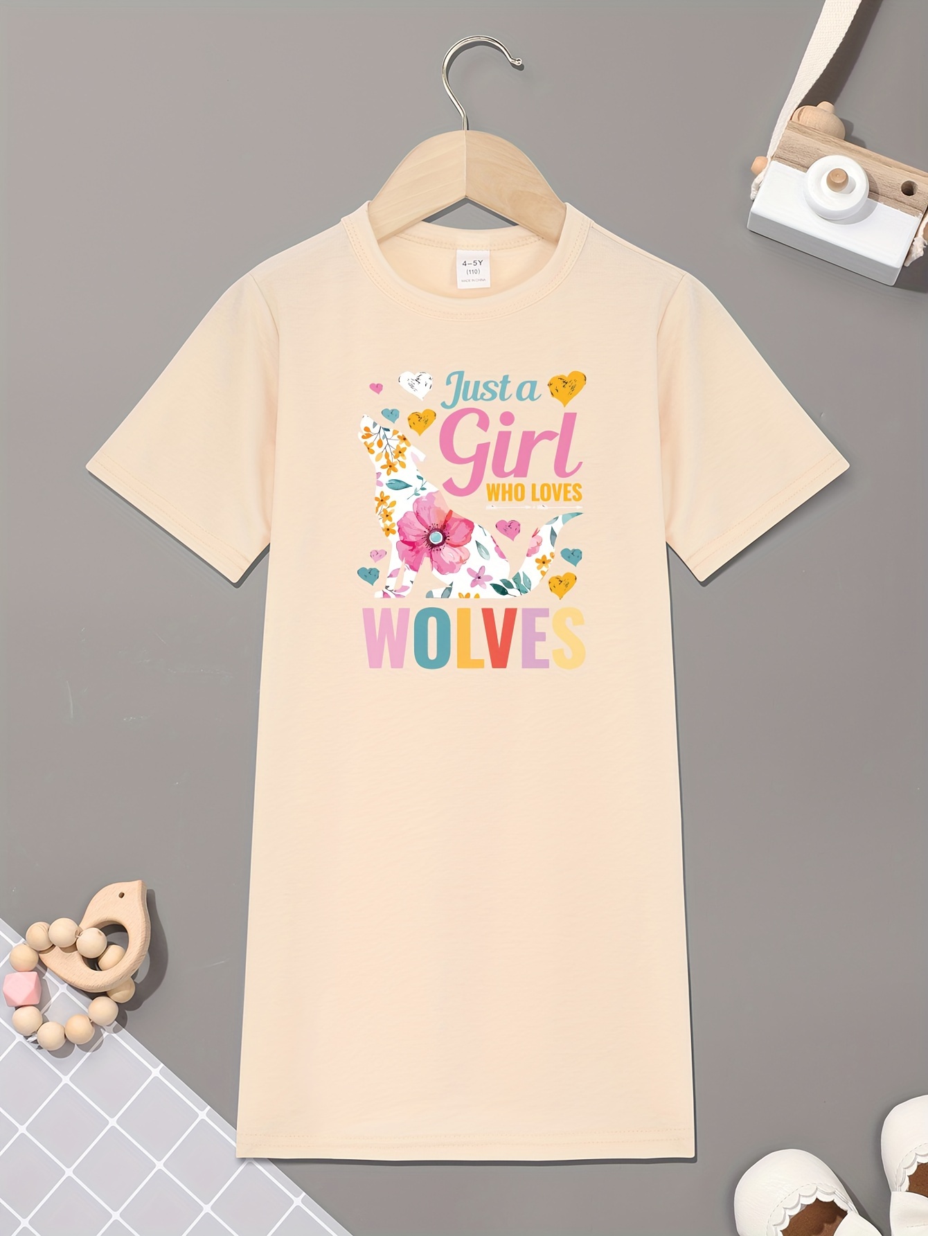 Graffiti A Girl Loves Anime Wolf Graphic Print Short - Temu United Kingdom