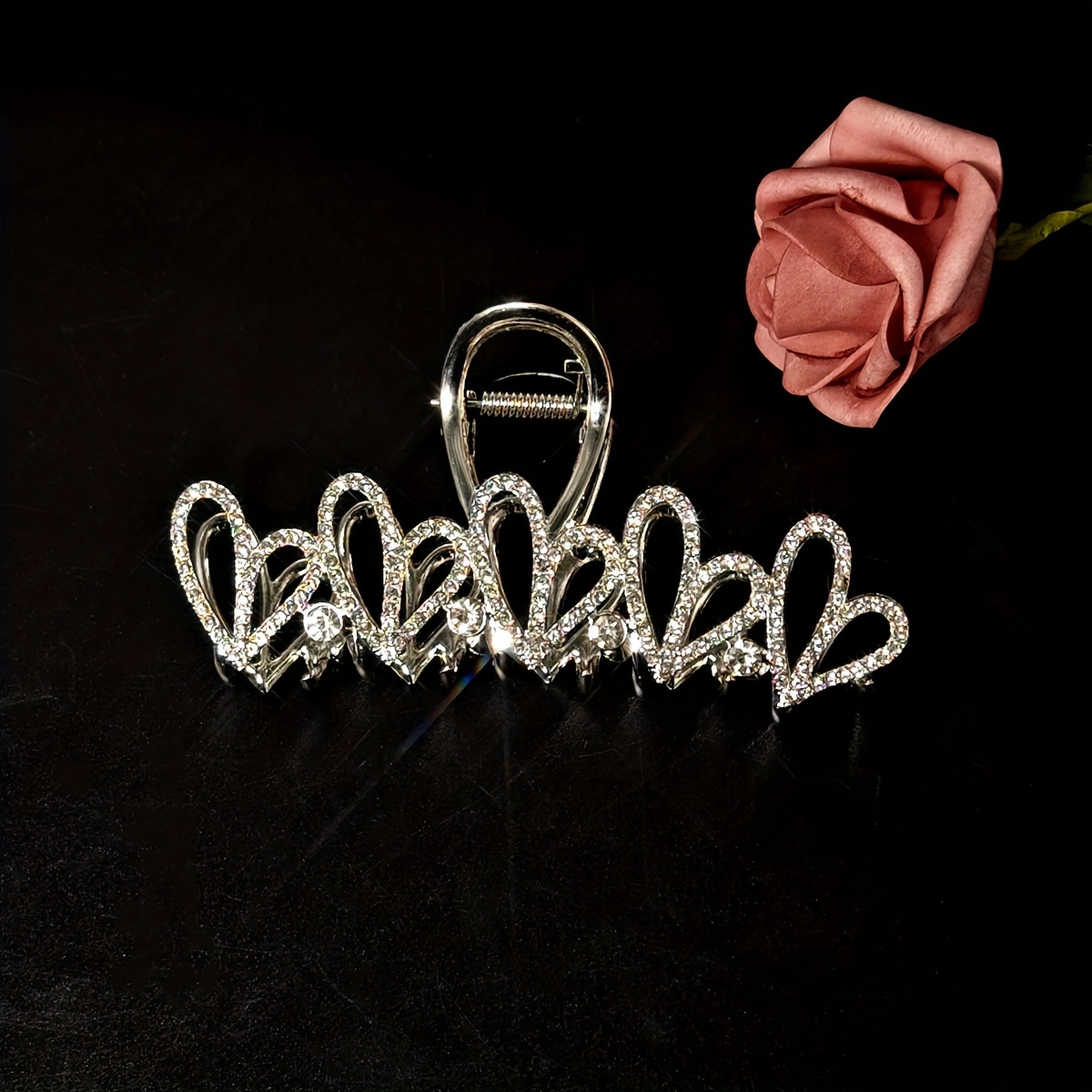 metal hair claw clips sold on Temu United States