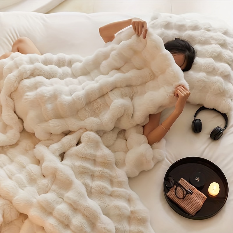 throws and blankets sold on Temu United States