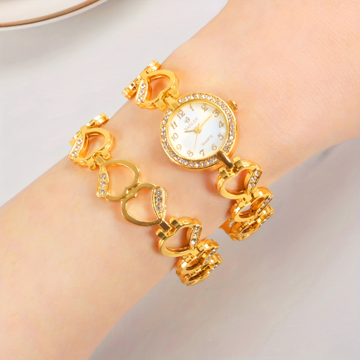Women's Luxury Rhinestone Quartz Watch Golden Heart Fashion - Temu ...