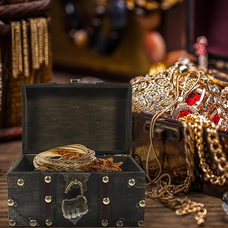 wooden trunk - Ghana