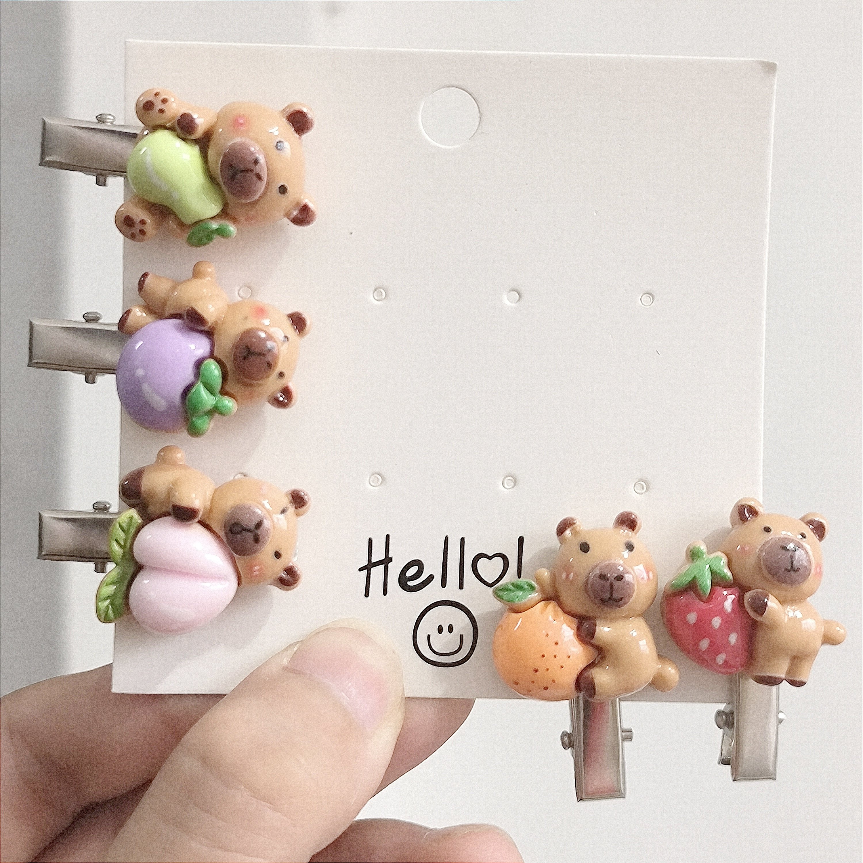 5pcs Cute Capybara Fruit Hug Hair Clips, Resin Cartoon Animal Side ...
