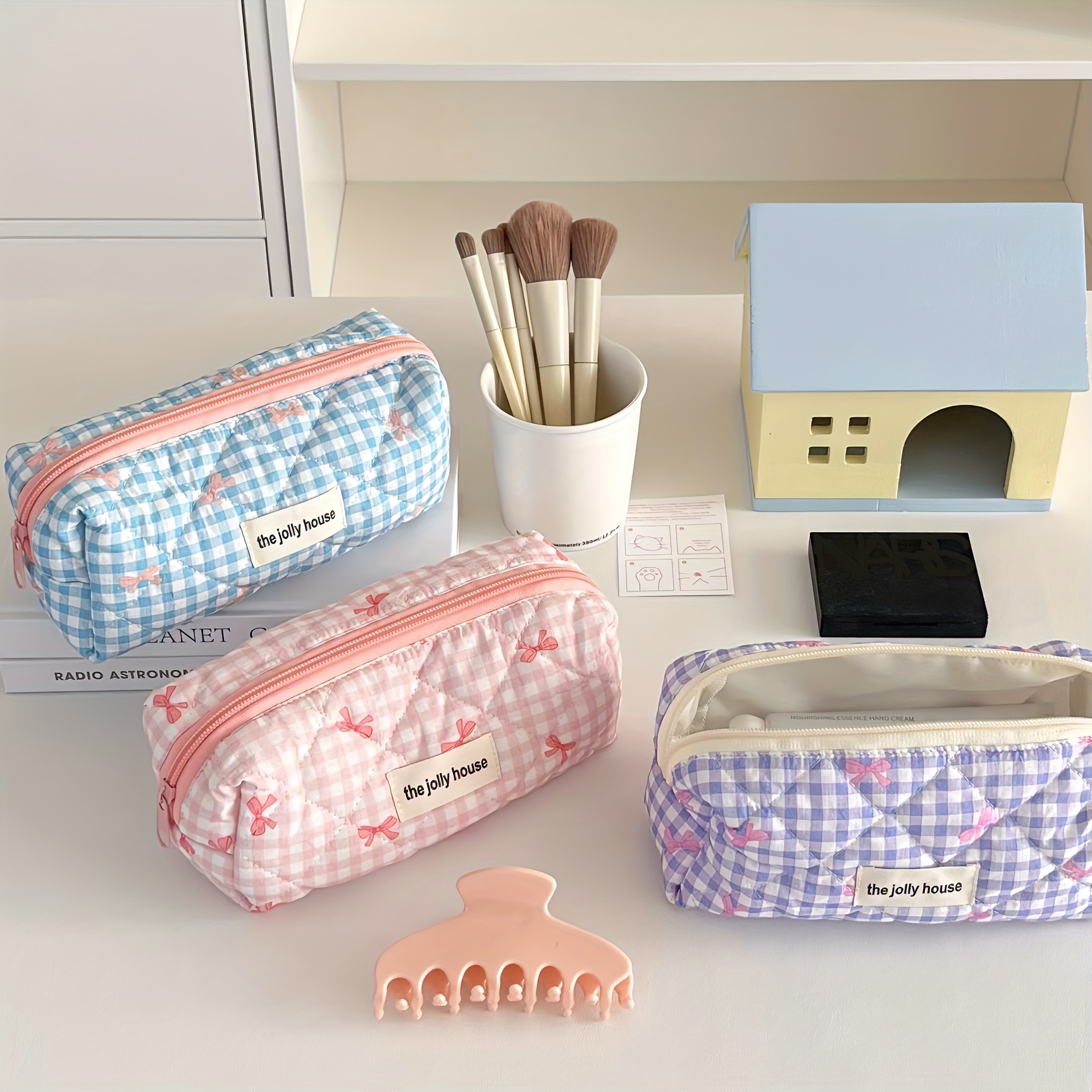 Makeup pencil case store
