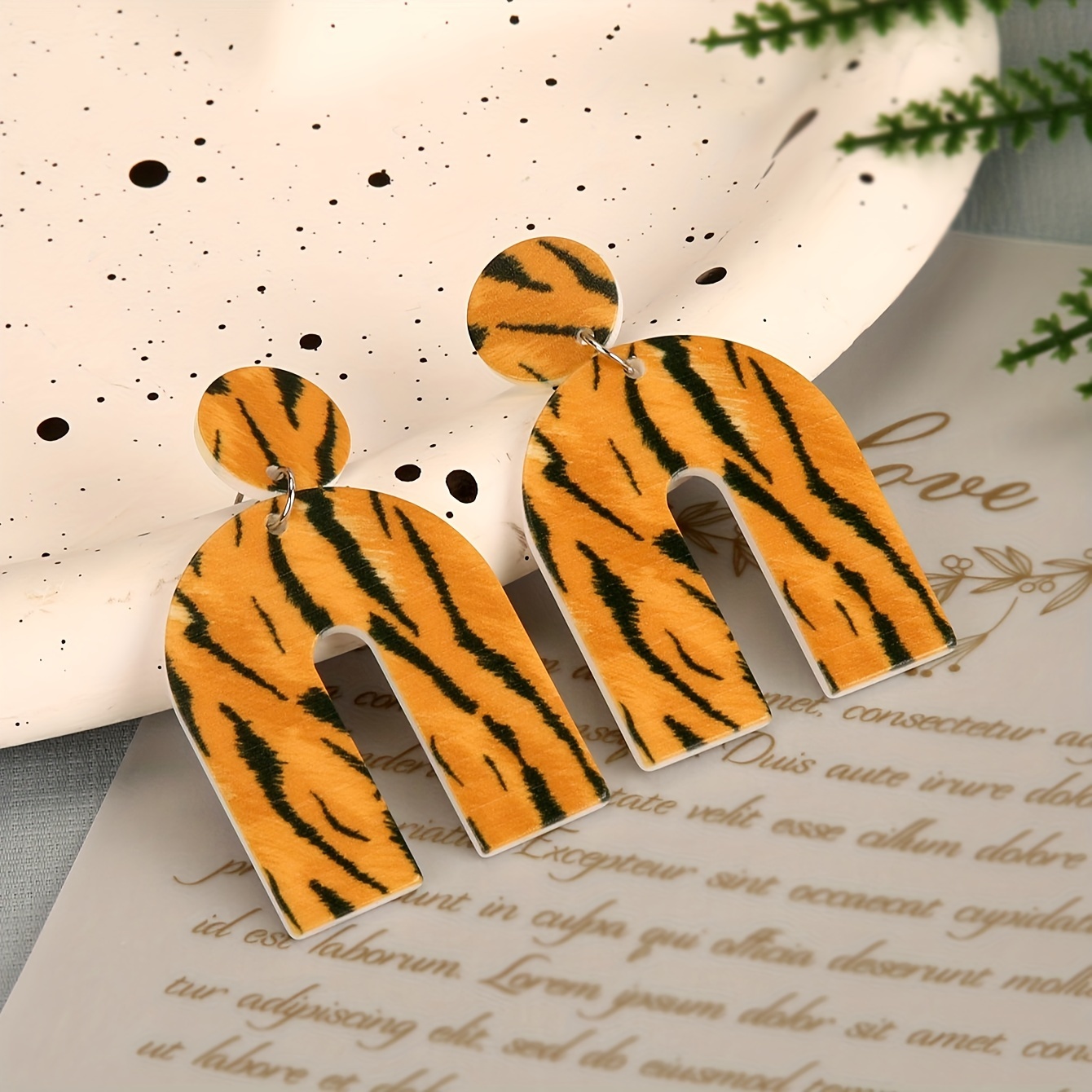 U Shape Leopard/ Tiger Pattern Dangle Earrings Retro Sexy - Temu United ...